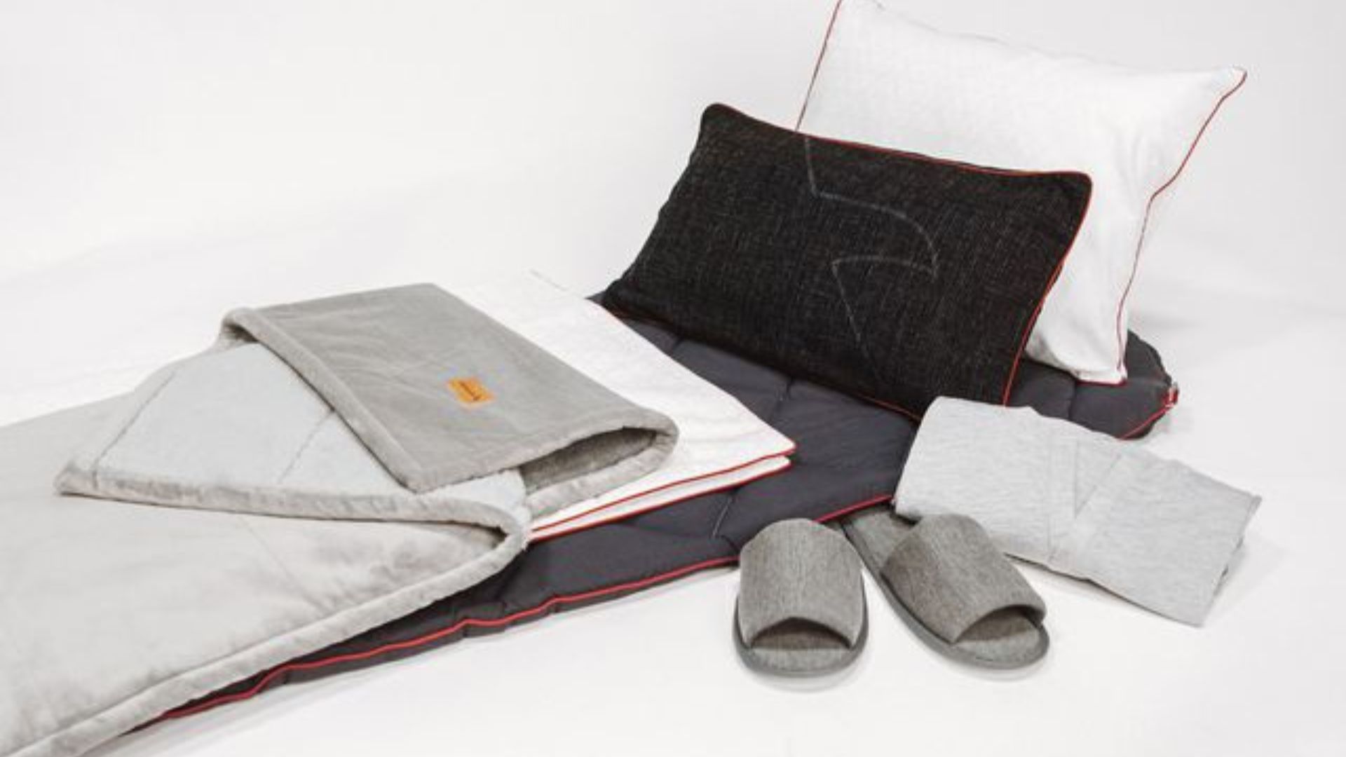 10 Best Airline Amenities In First And Business Class