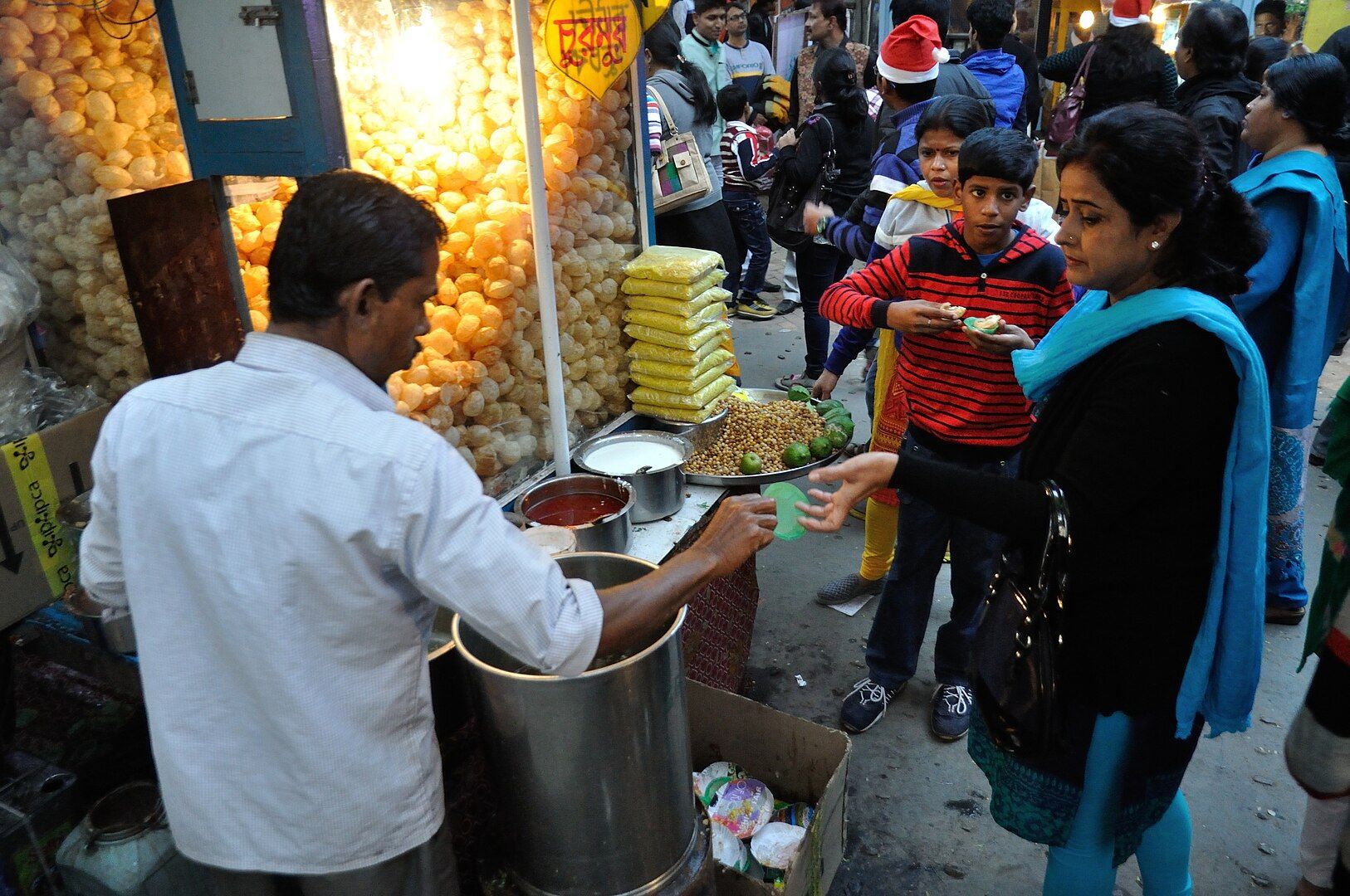 West Bengal's Famous Food: Your Ultimate Guide To Bengali Cuisine