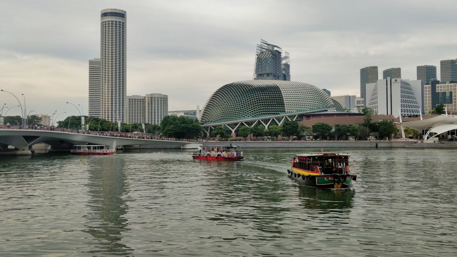Singapore River Cruise: A Detailed Guide To Booking Your Fun Boat Tour