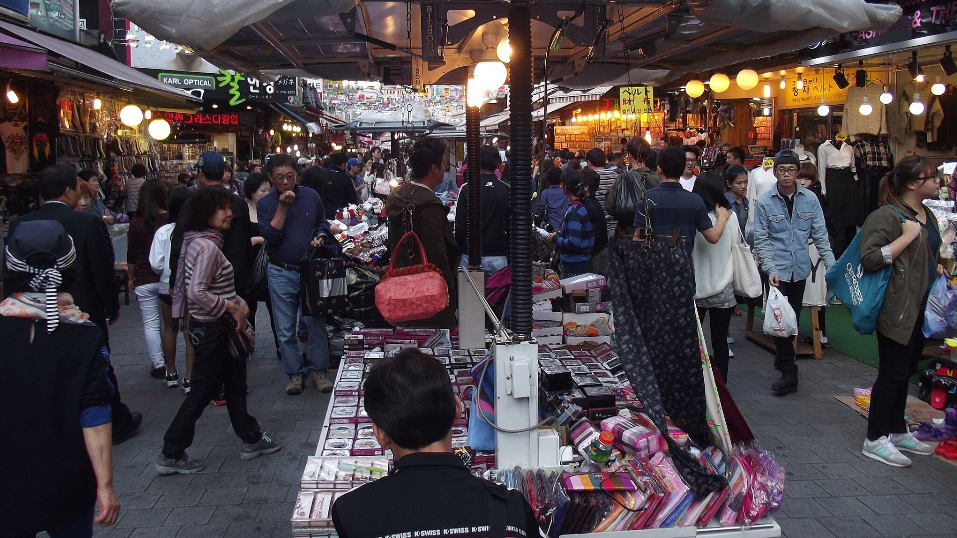 Namdaemun Market: A Guide To Shopping, Dining, And Nearby Attractions