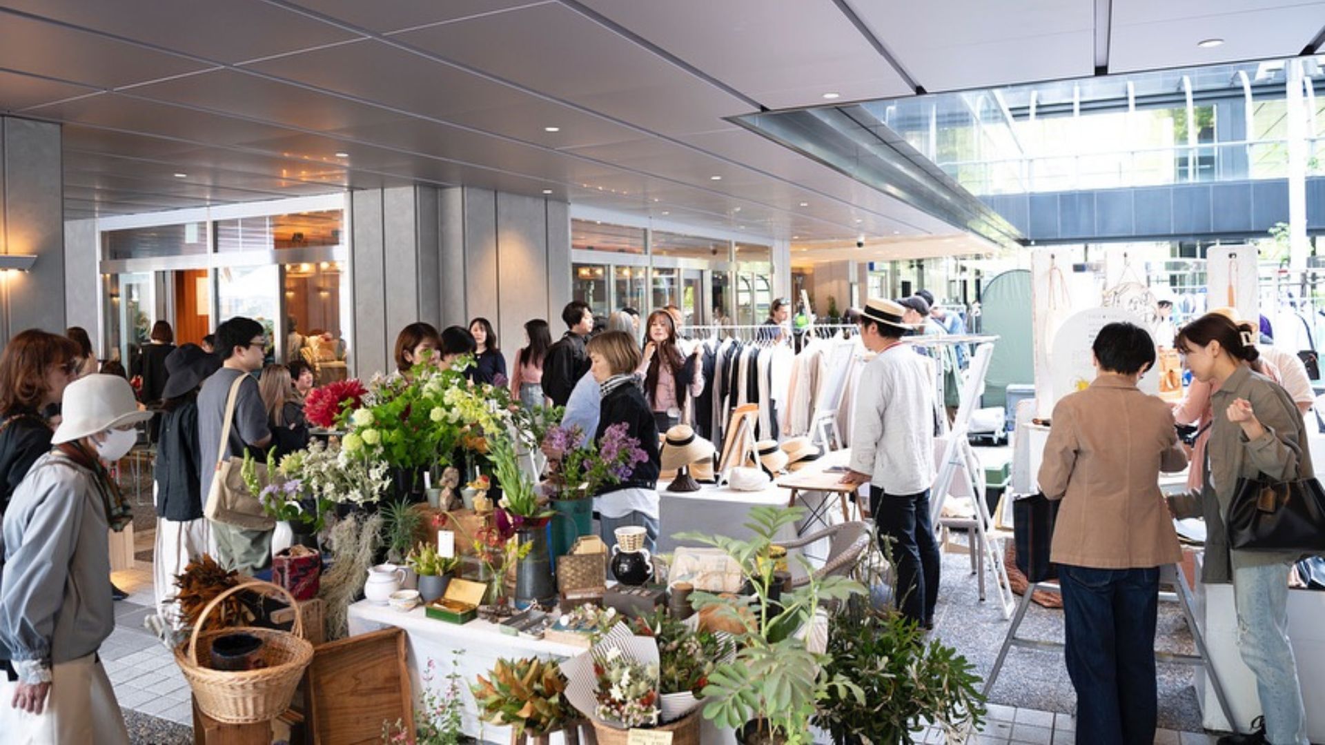 Flea Markets In Tokyo: Where To Go And What To Shop