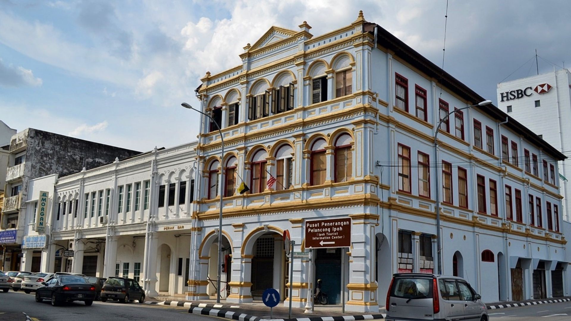 Free Things To Do In Ipoh: From Trekking To Souvenir Hunting And More
