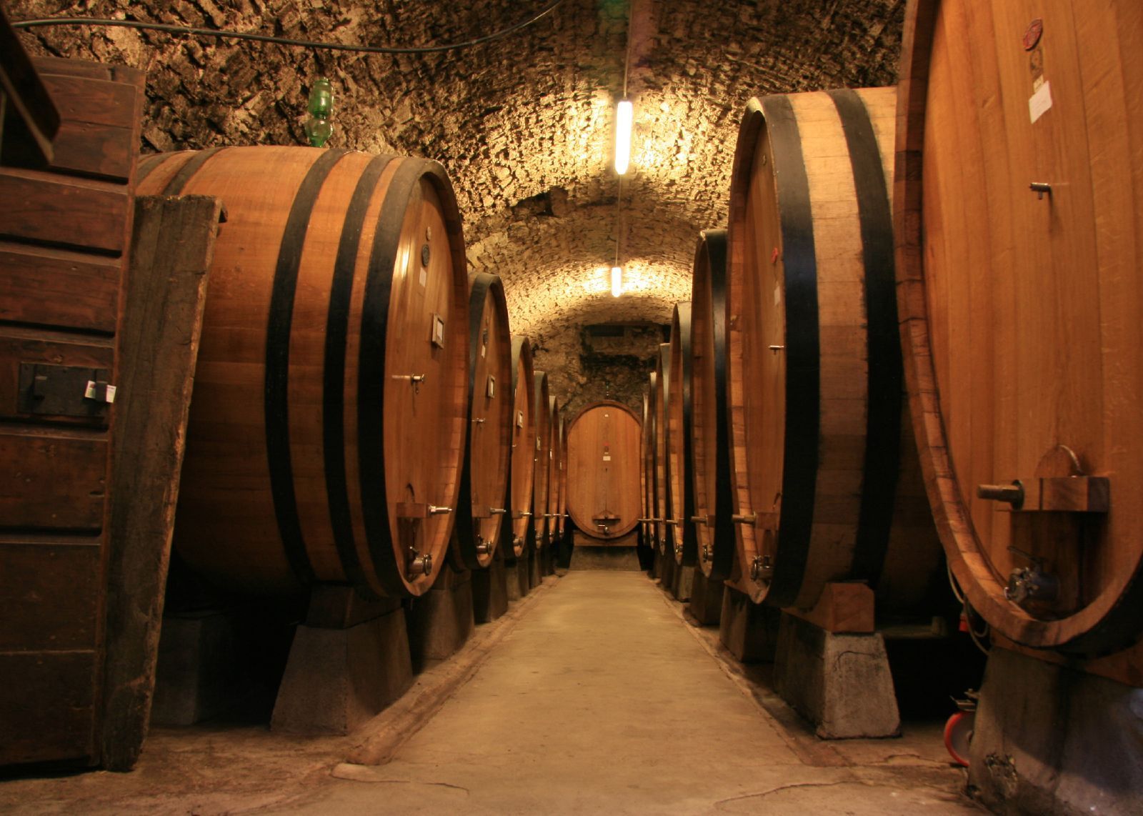 Exploring And Tasting The Defiant Wines Of Tuscany