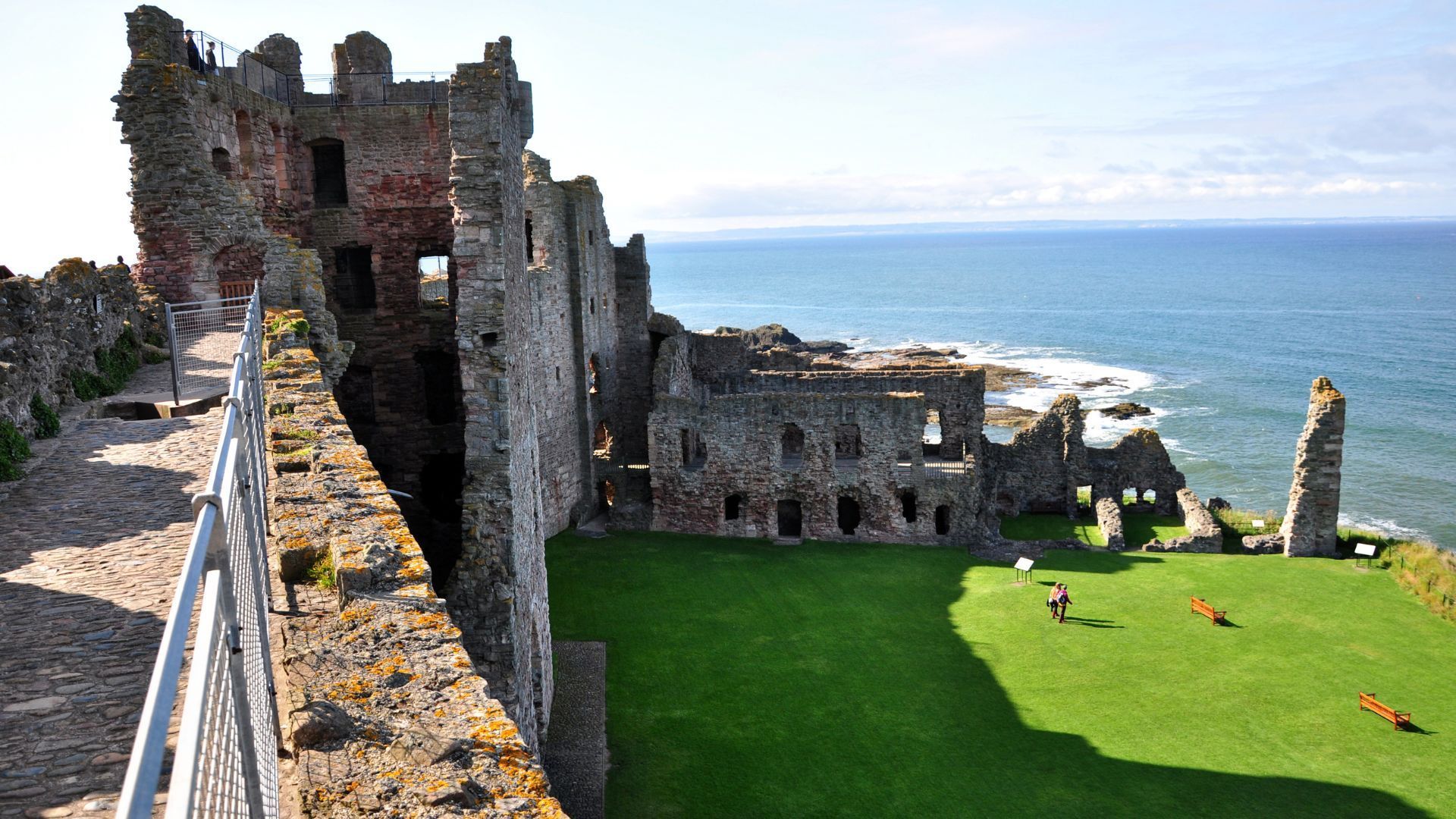 Iconic Castles You’ll Recognise From Your Favourite Christmas Movies