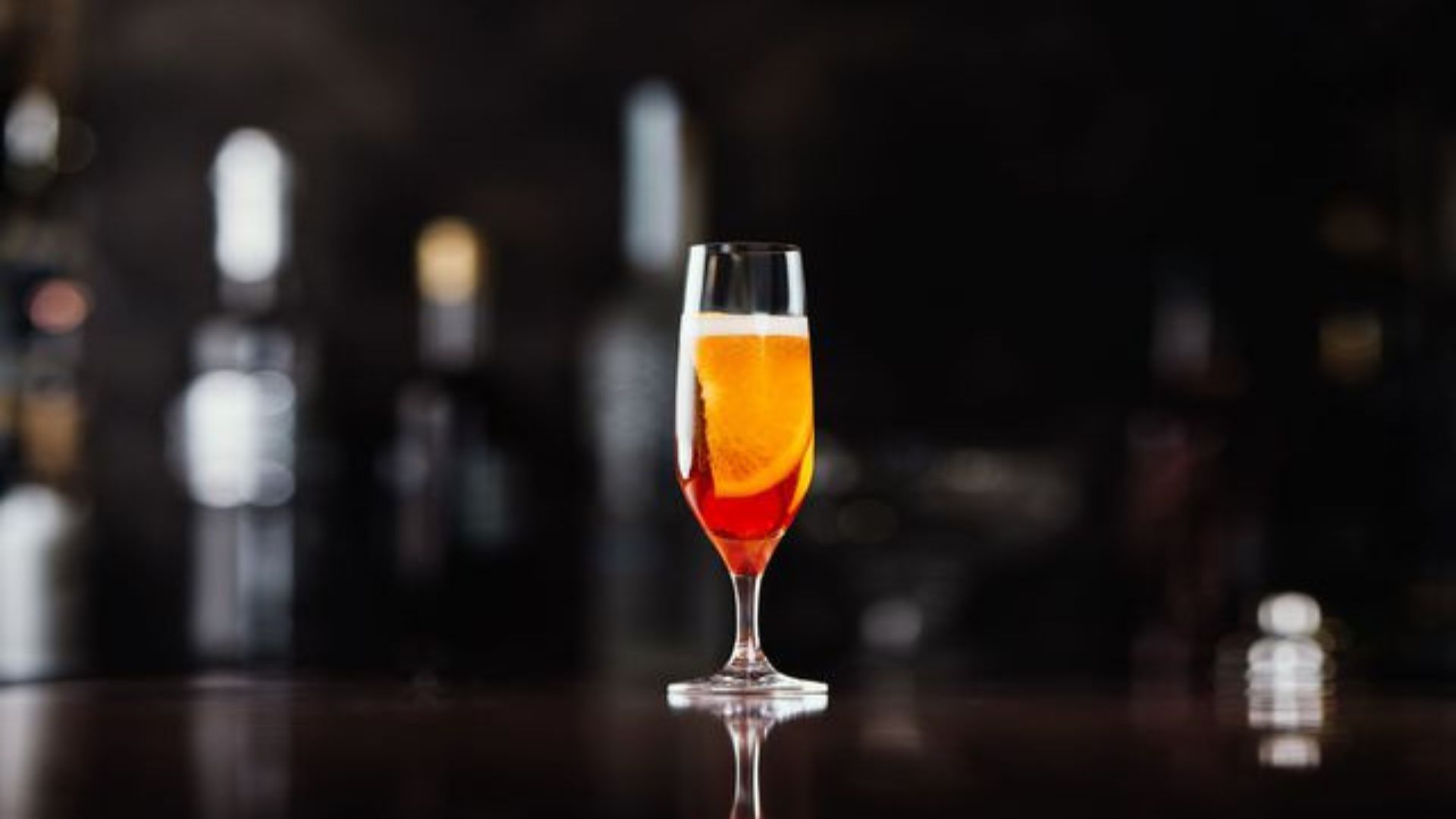 7 Best Cocktails Served On Airplanes