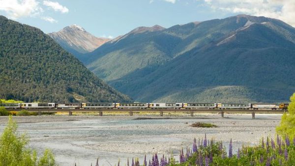 These Train Tours Might Be The Most Stunning Way To See New Zealand