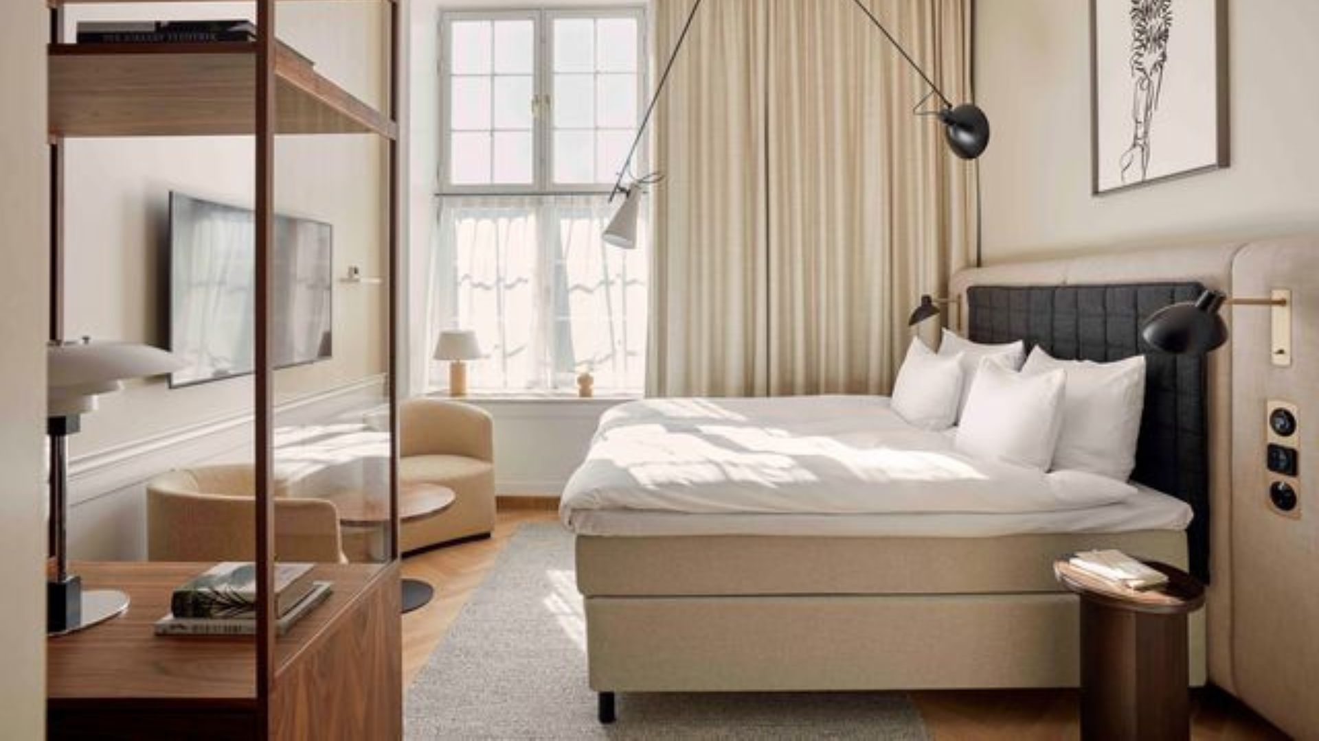 Luxury Hotels That Were Post Offices In The Past