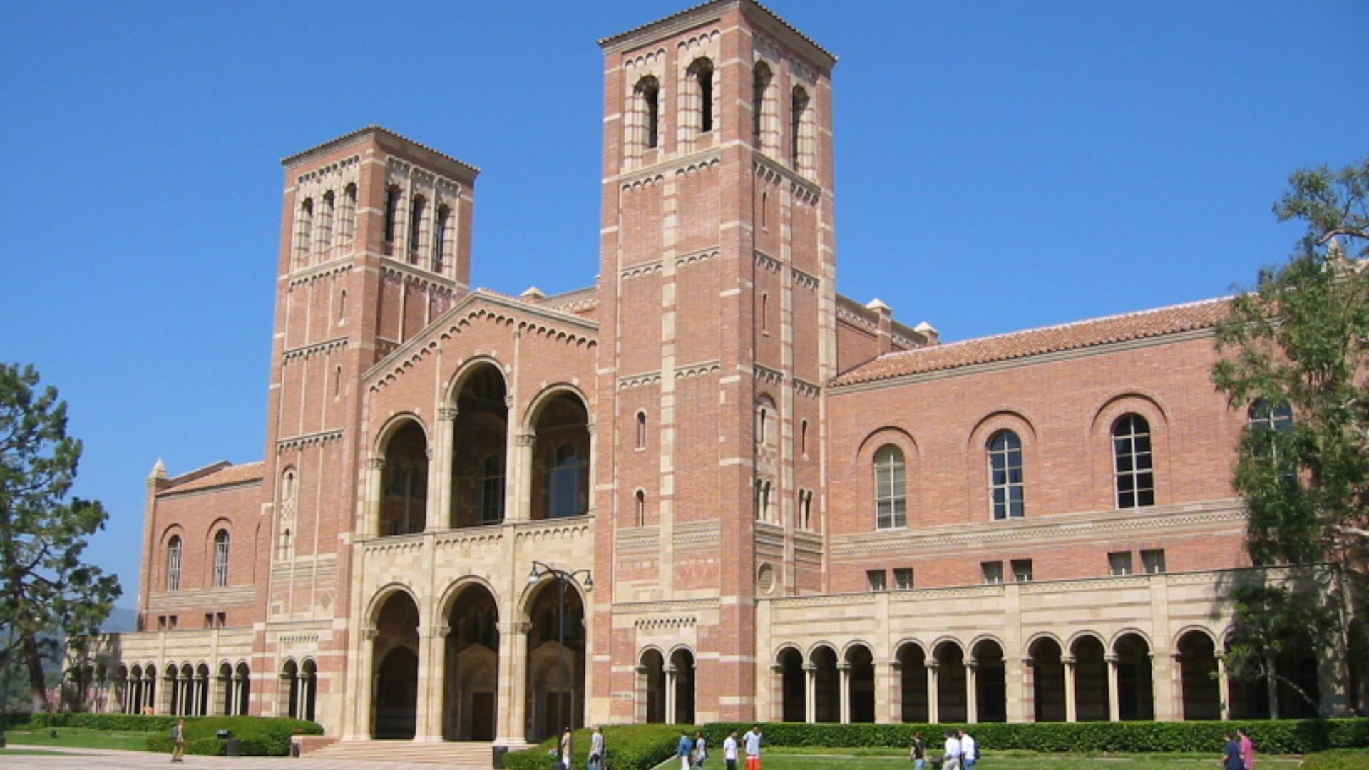 Major 'Oppenheimer' Filming Locations In The USA To Visit