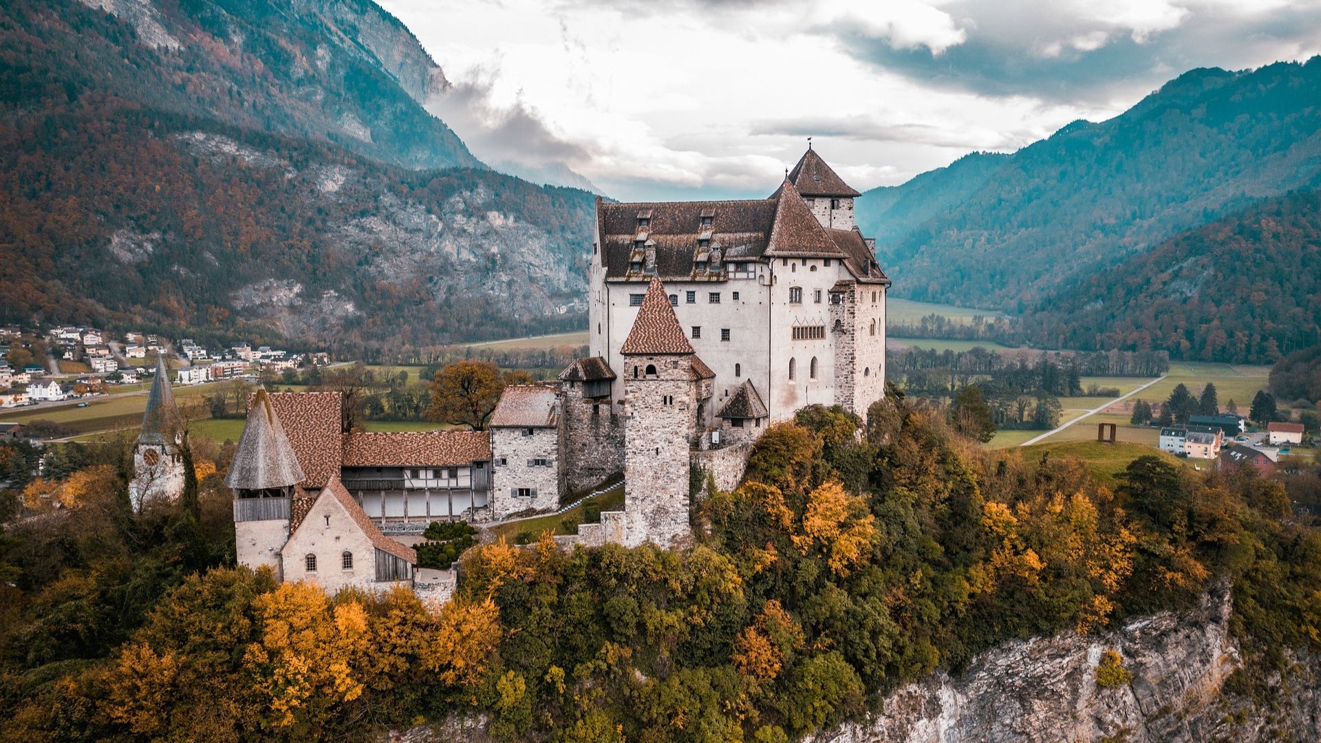 Explore The Smallest Countries Of The World