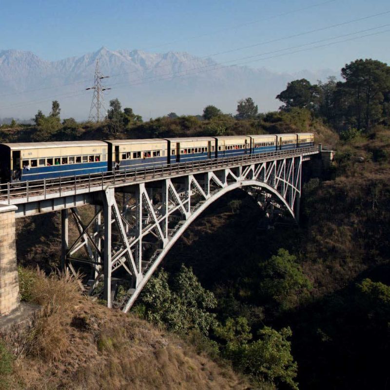 China Gets Its First Suspended Monorail In Wuhan