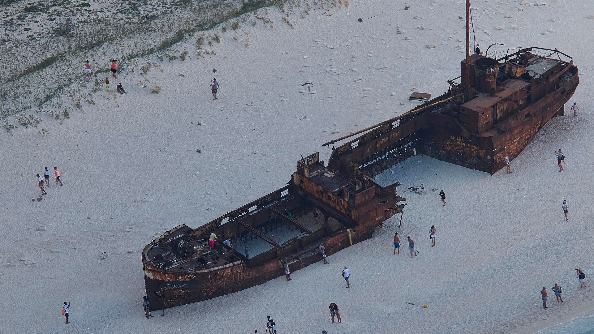 Amazing Shipwreck Spots To Visit Around The World