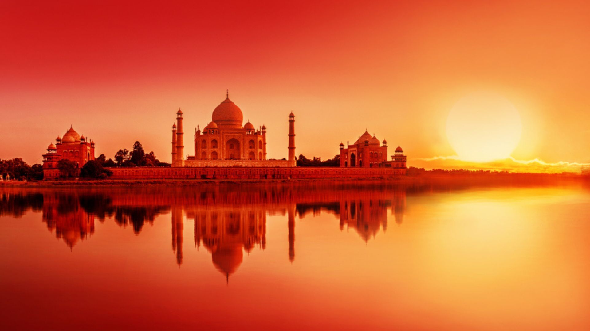 From Lofoten Islands To Kenya: 19 Epic Sunset Spots Around The World