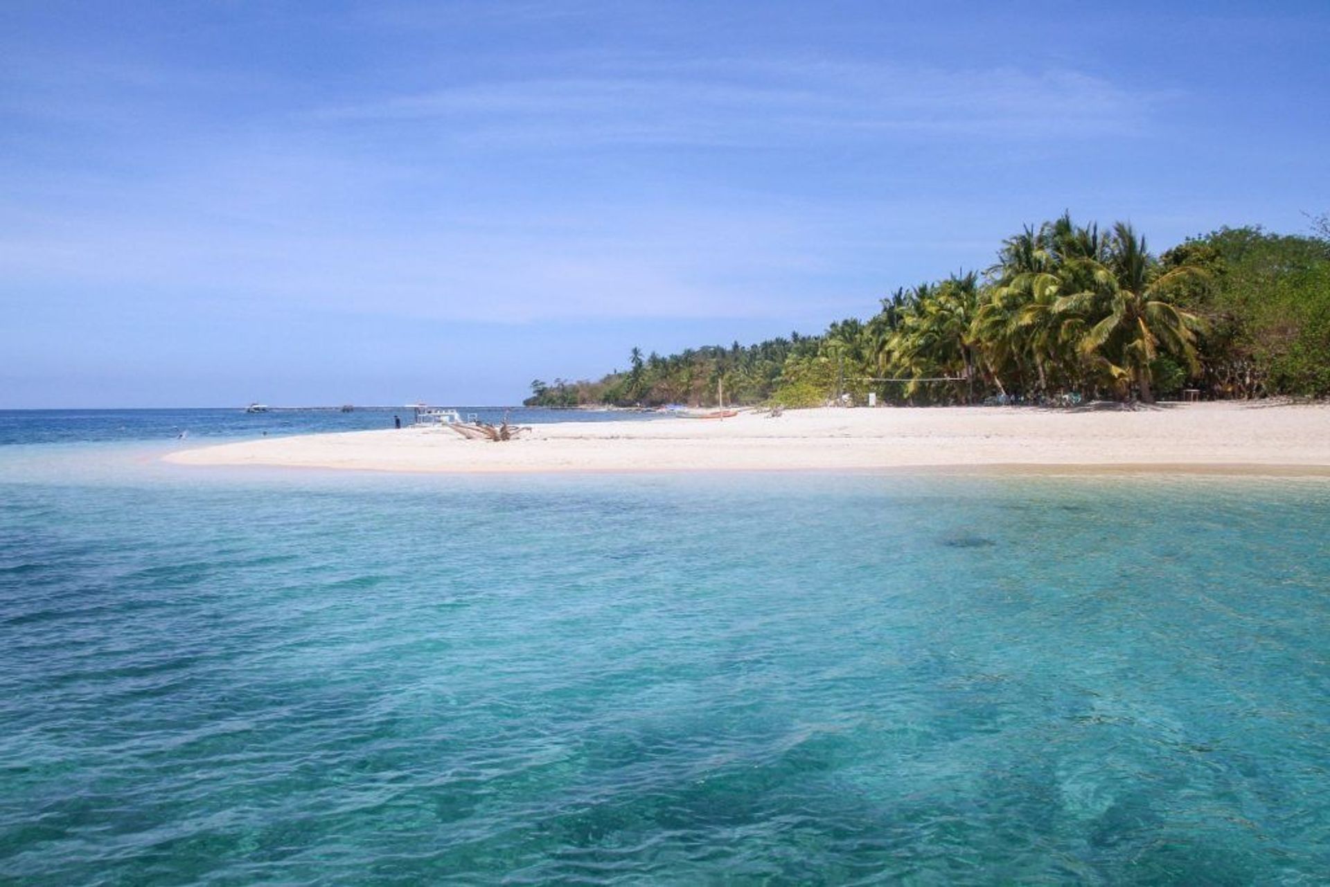 Discover the Unexplored Philippines’ Tropical Island Paradise of MIMAROPA