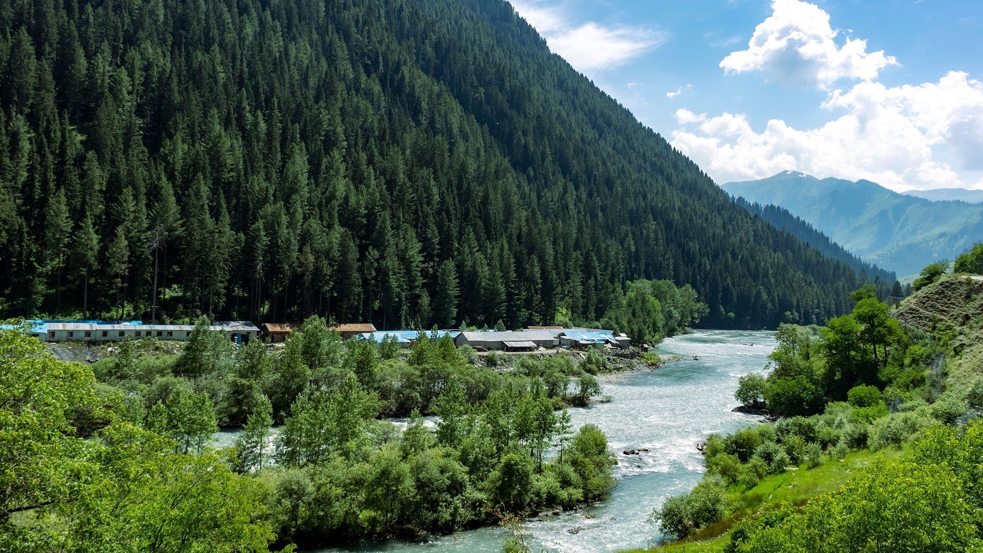 Beautiful Places In Kashmir: Explore India’s Heaven On Earth