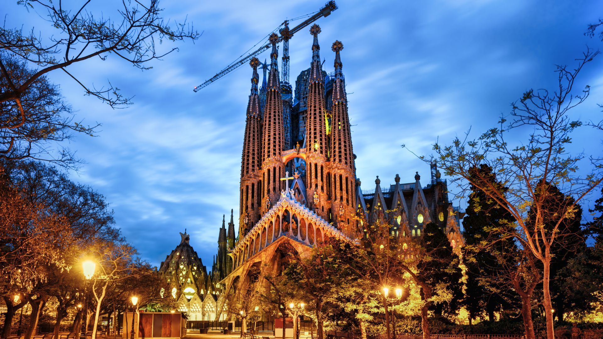 Most Beautiful Places In Barcelona: Spanish Tour To City's Exquisite ...