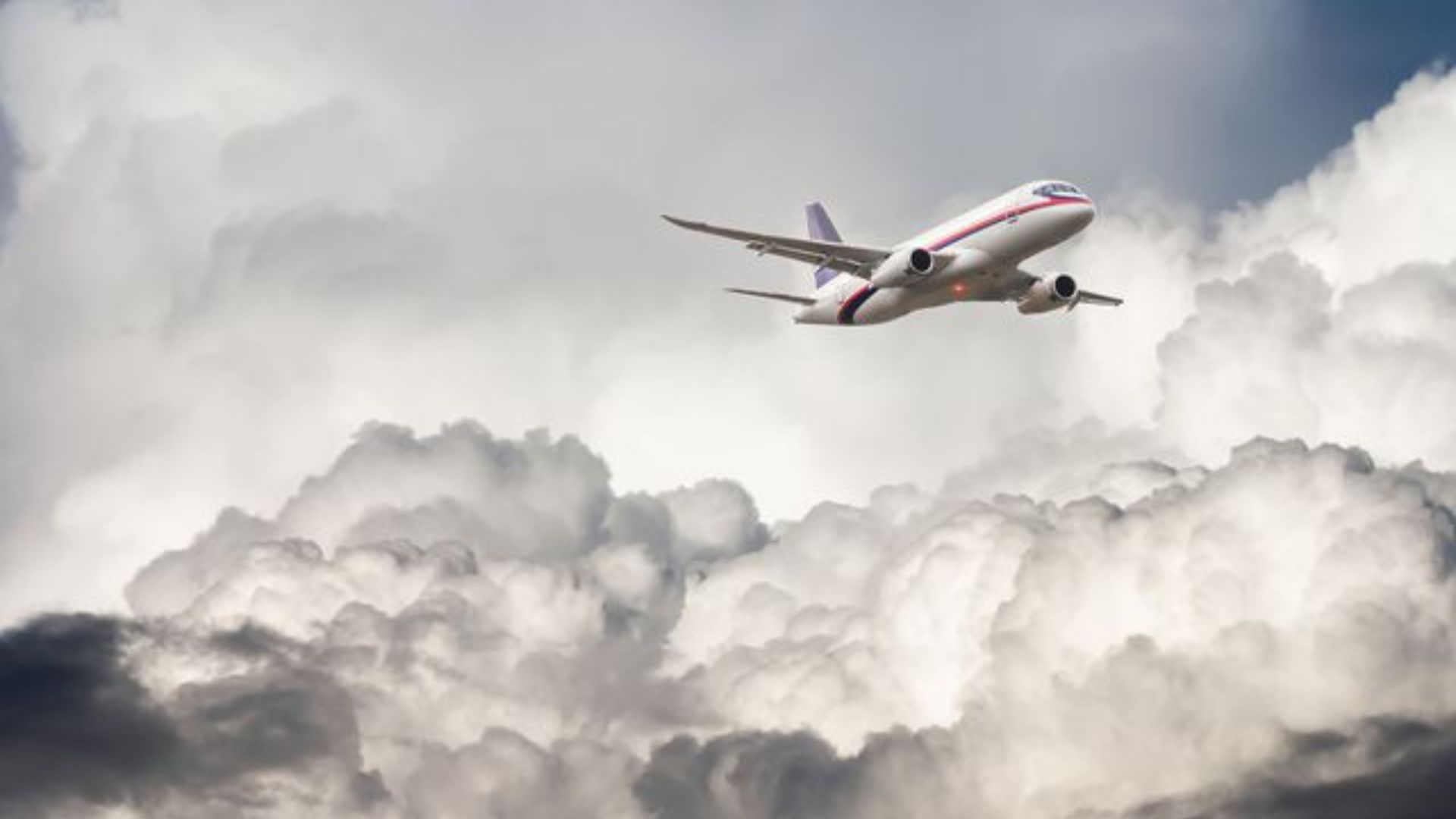 What Is Parallax Effect, The Phenomenon That Makes It Look Like A Plane ...