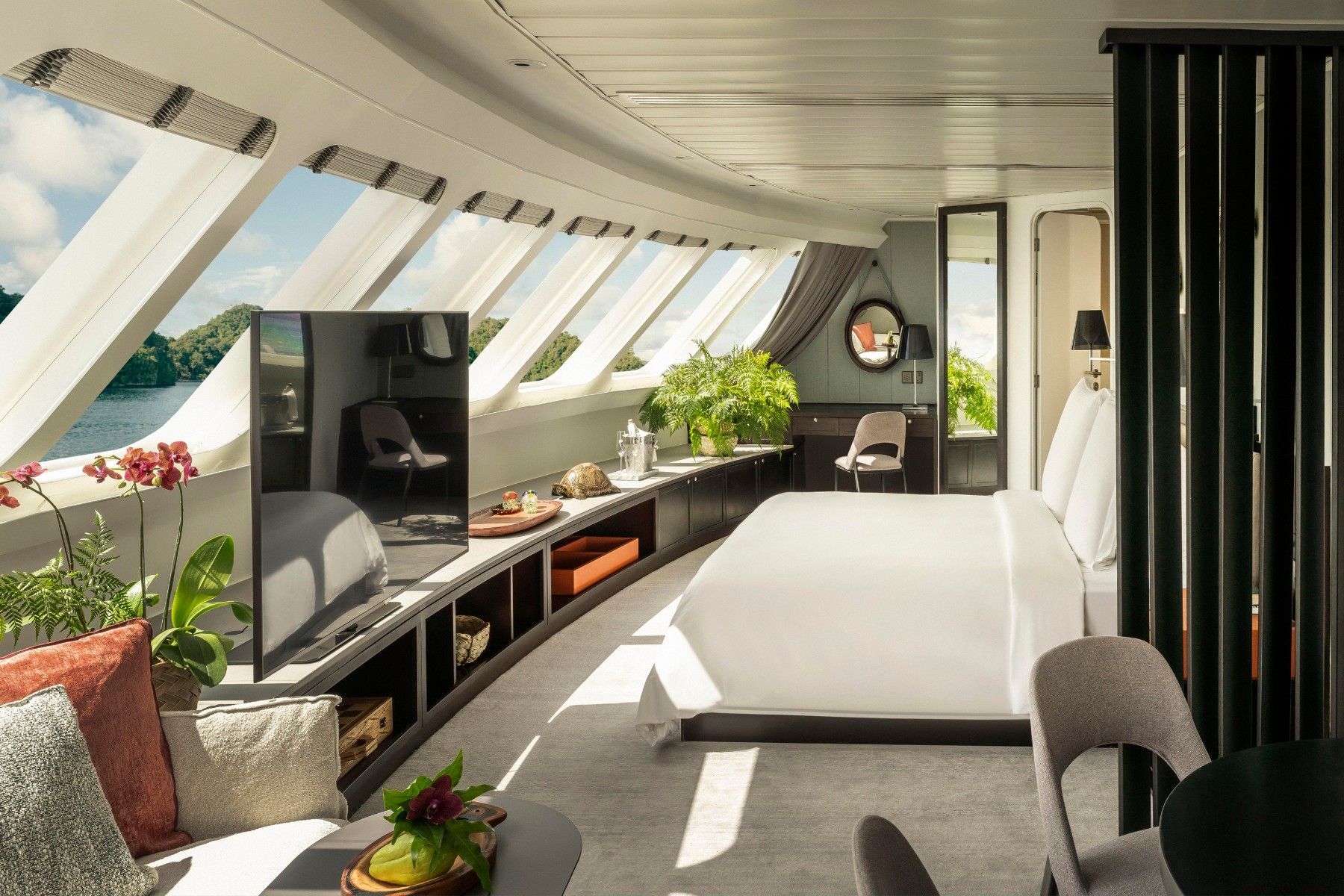 Four Seasons Explorer Luxury Palau Cruise Review