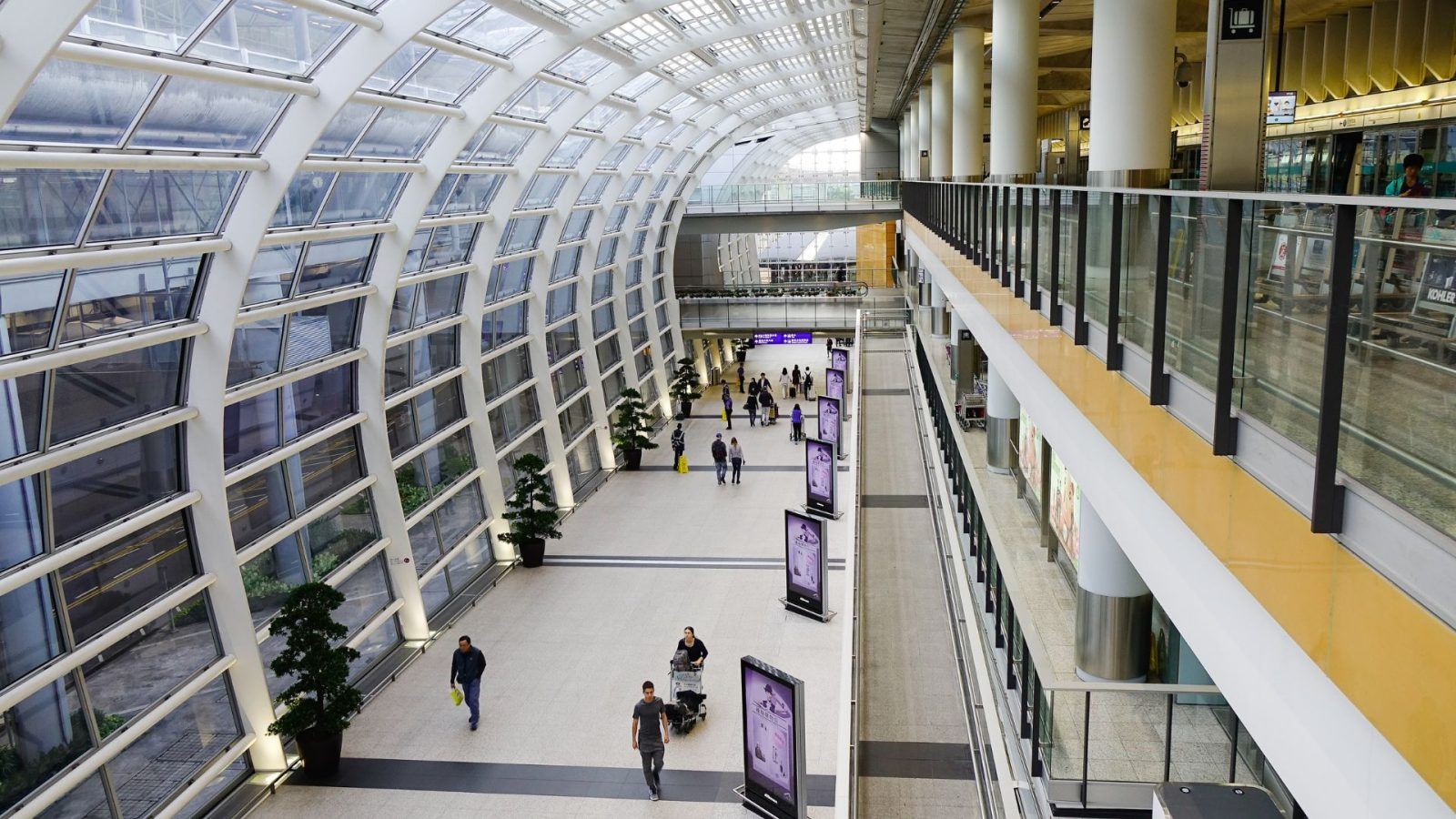 Hong Kong Airport Hand Luggage: Security Upgrades To Simplify Process