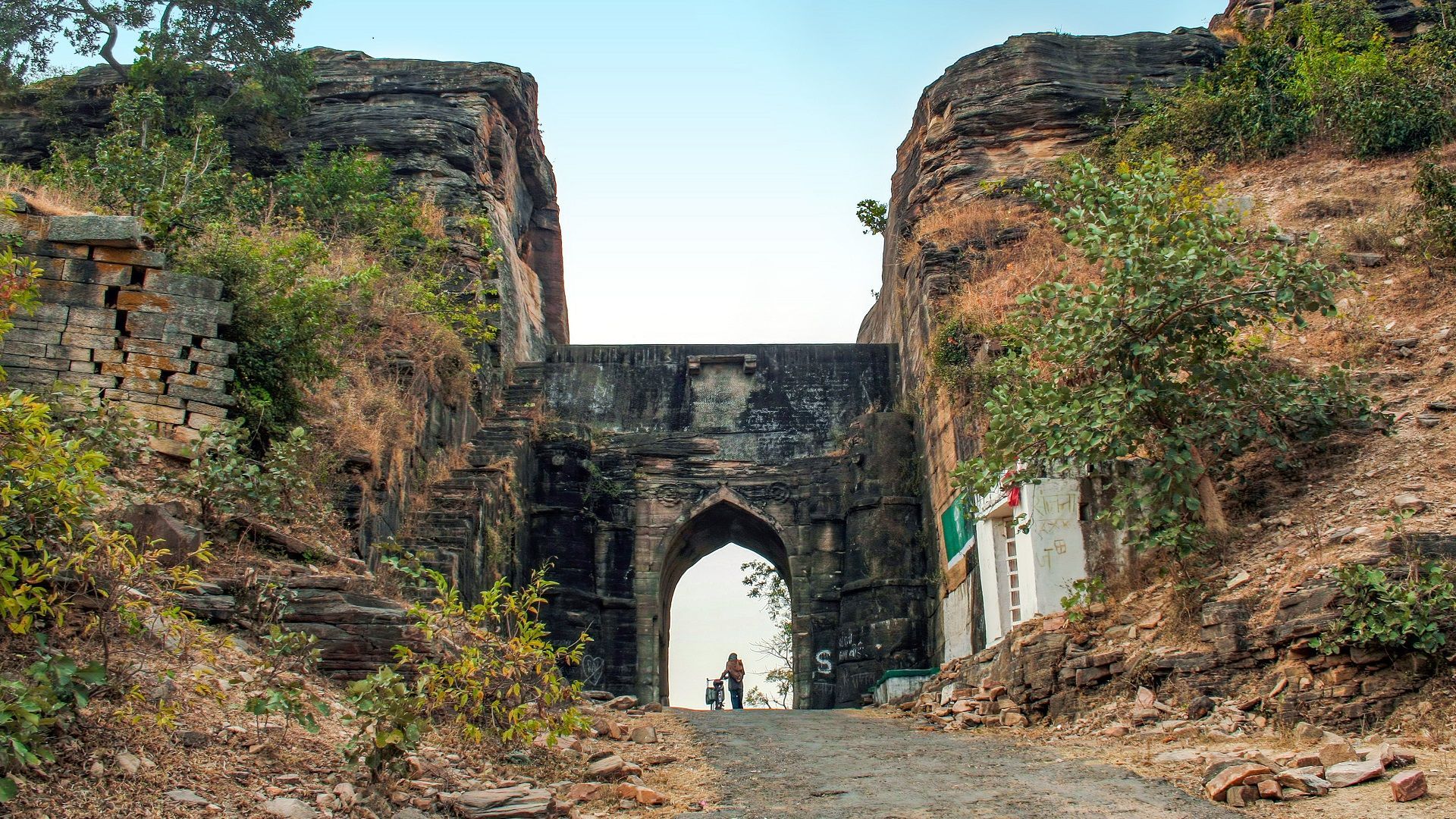 Mystical & Haunted 'Stree 2' 2024 Real-Life Filming Locations At Chanderi