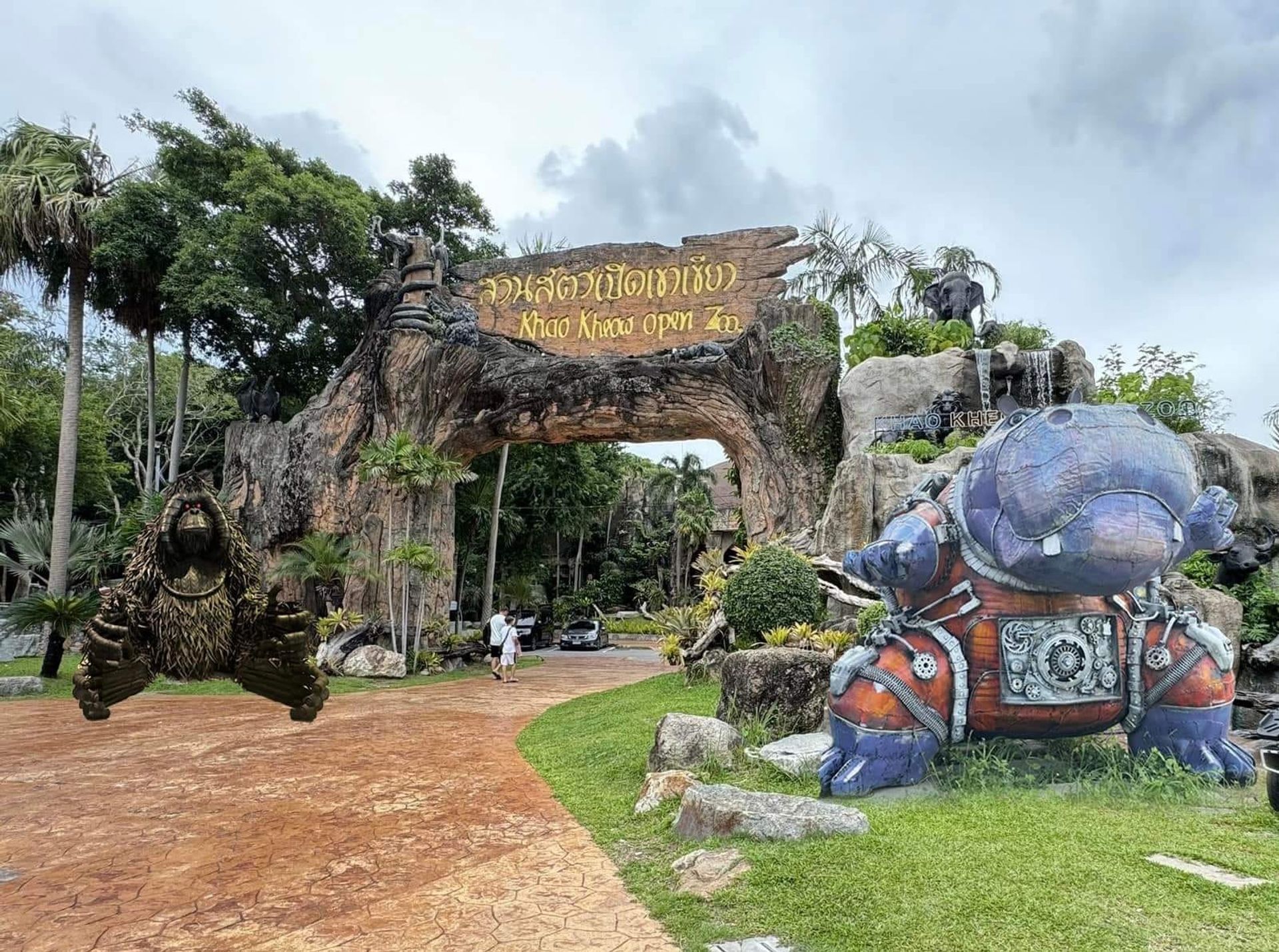 Here's The Ultimate Guide On How To Visit Moo Deng
