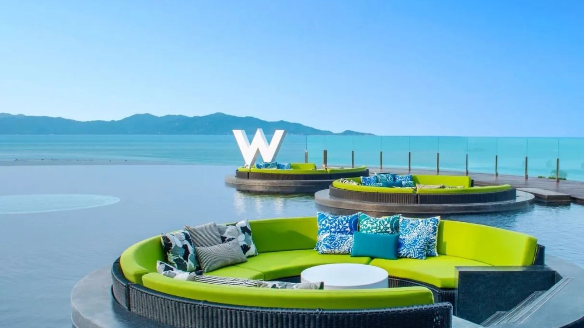 Best Bars To Explore In Koh Samui (And What To Order)