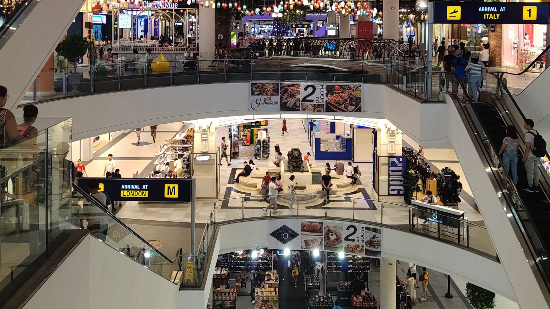 Places To Visit In Pattaya: Stunning Beaches, Vibrant Markets & Nightlife