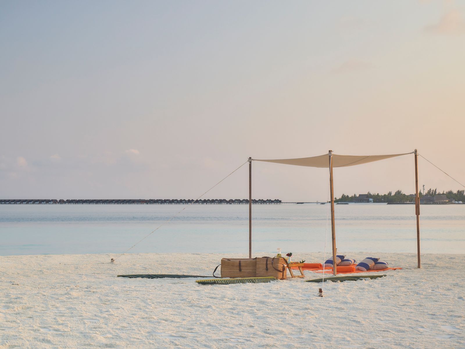 Grand Park Kodhipparu Lets you Experience Tropical Paradise in the Maldives