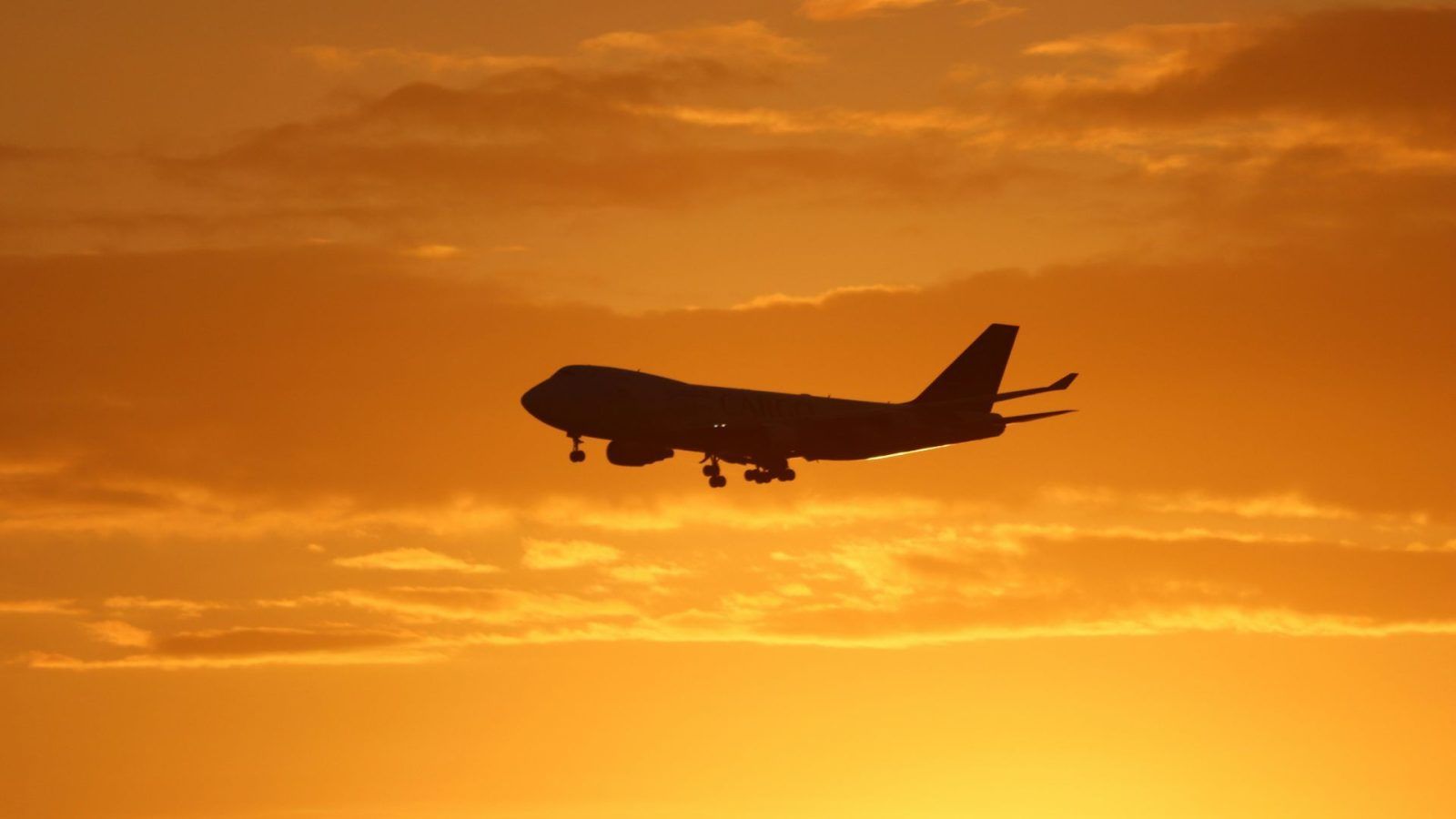 Middle East Airspace Closures Widen As Airlines Reroute Flights