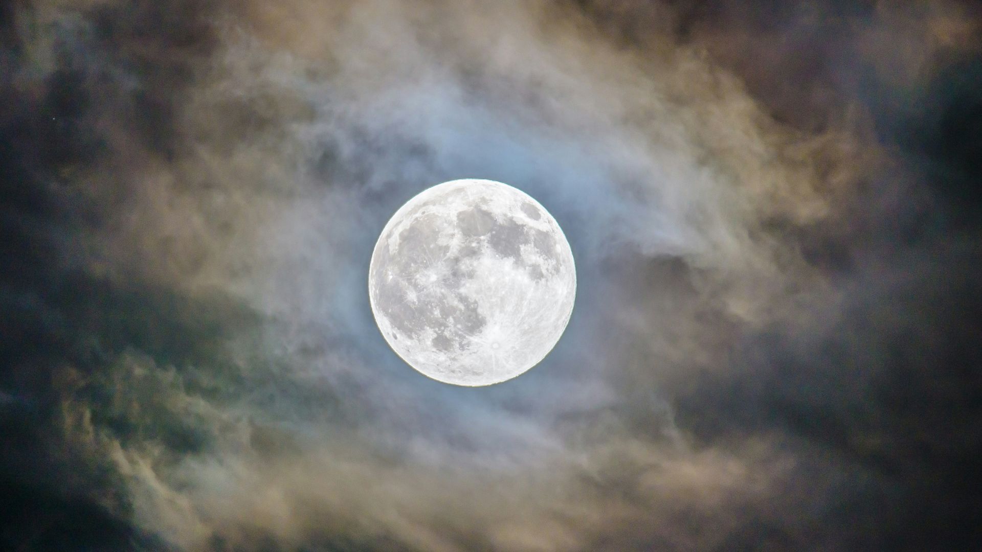 July Has 9 Major Astronomical Events Including Meteor Showers