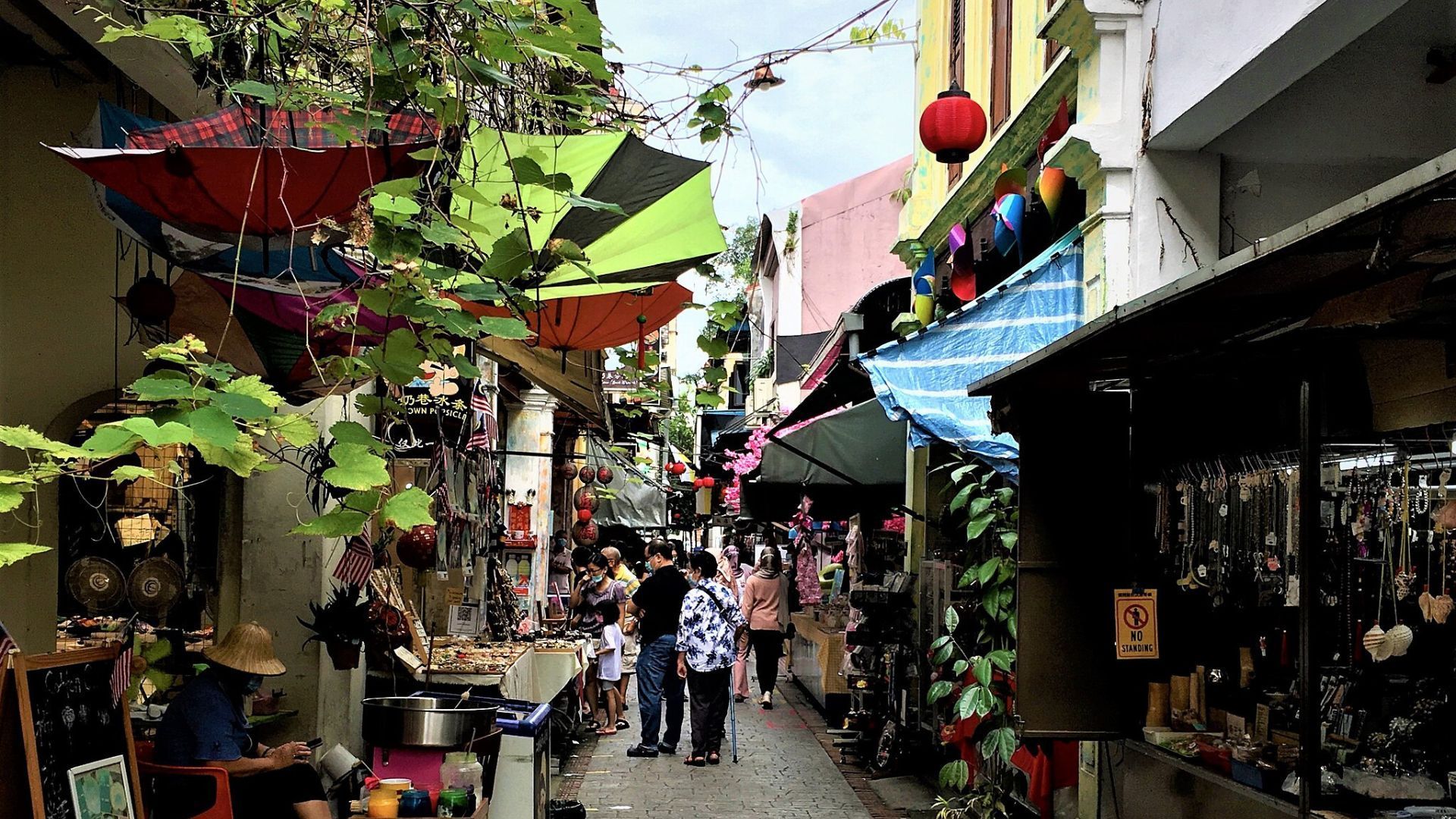 Free Things To Do In Ipoh: From Trekking To Souvenir Hunting And More