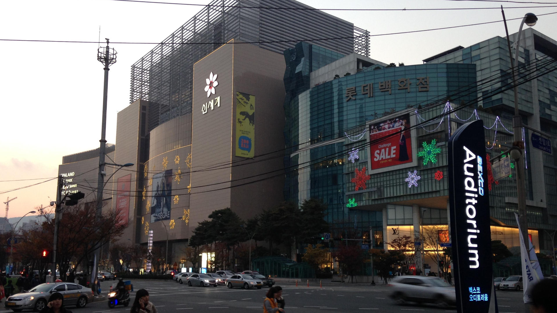 Busan Shopping Guide: Best Malls, Markets & Souvenir Streets To Explore