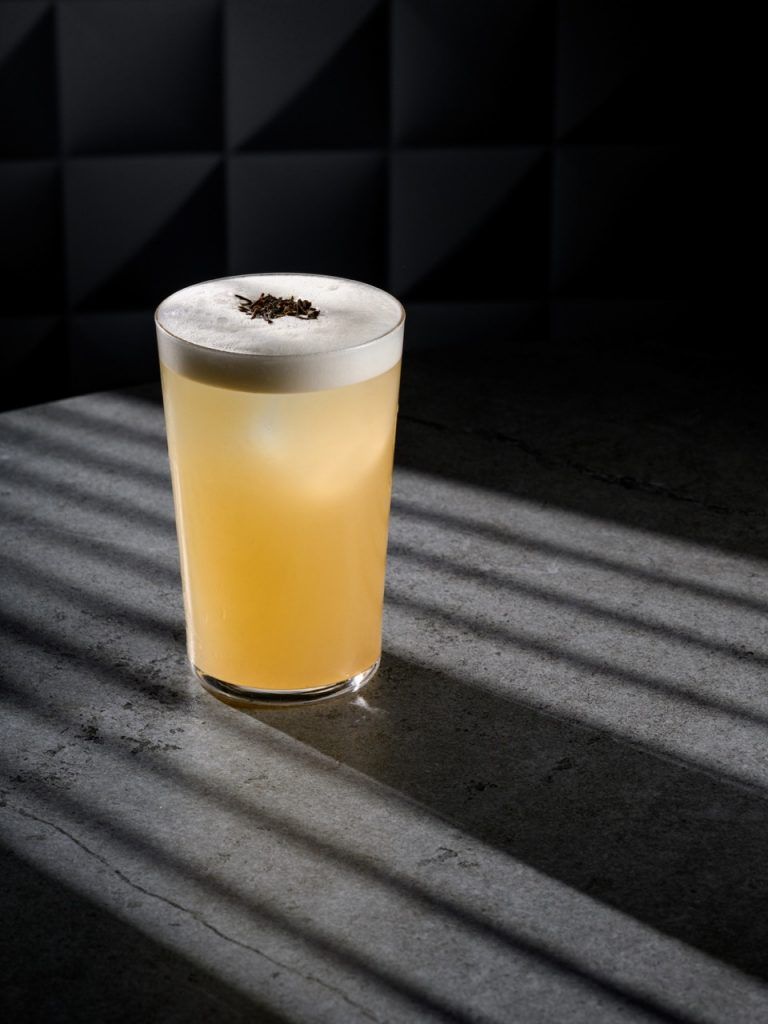 Bars In Kowloon: Top Spots For Drinks And Nightlife In Hong Kong
