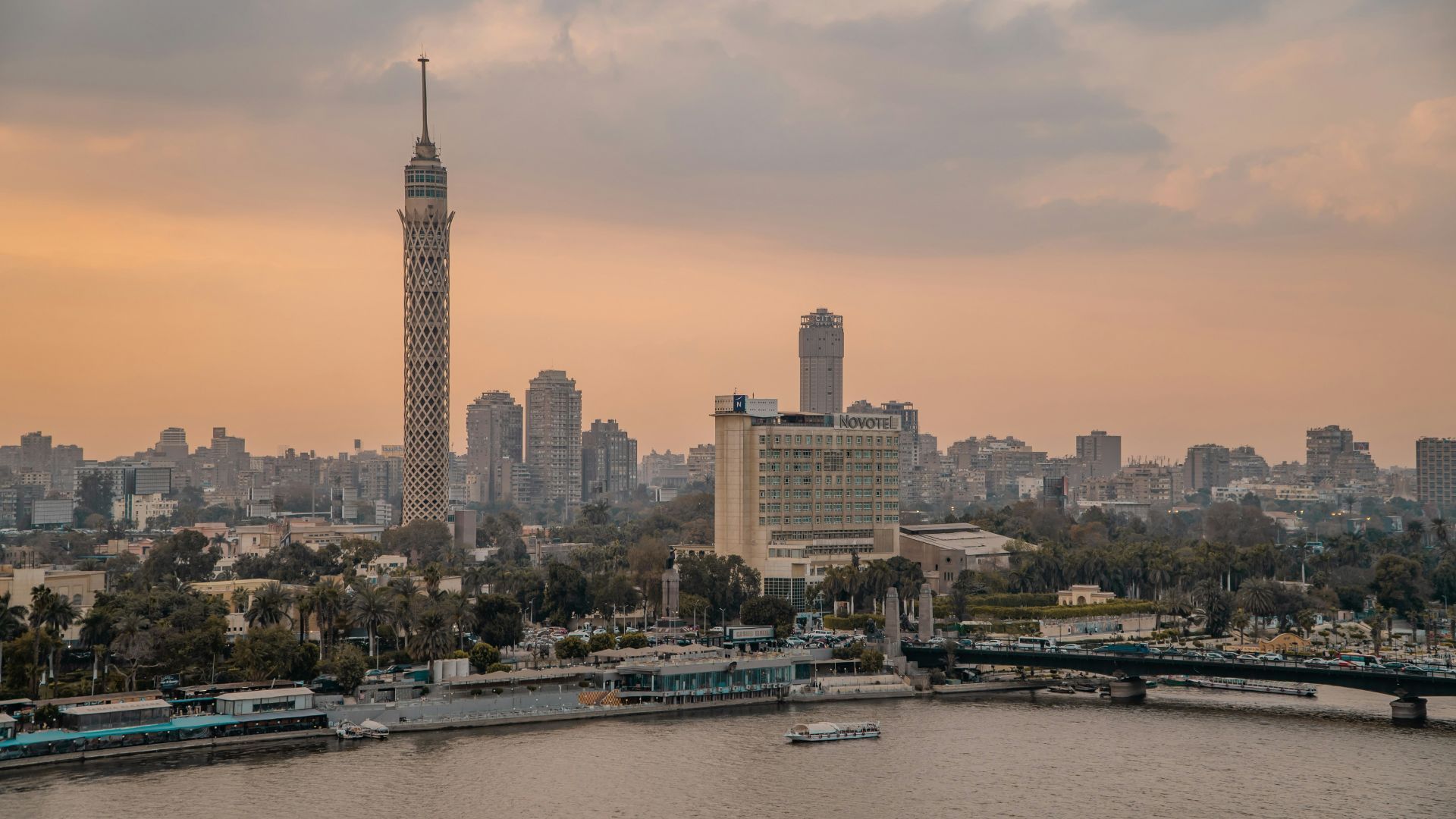 Cairo Attractions: Famous Monuments, Museums, And Markets To Explore