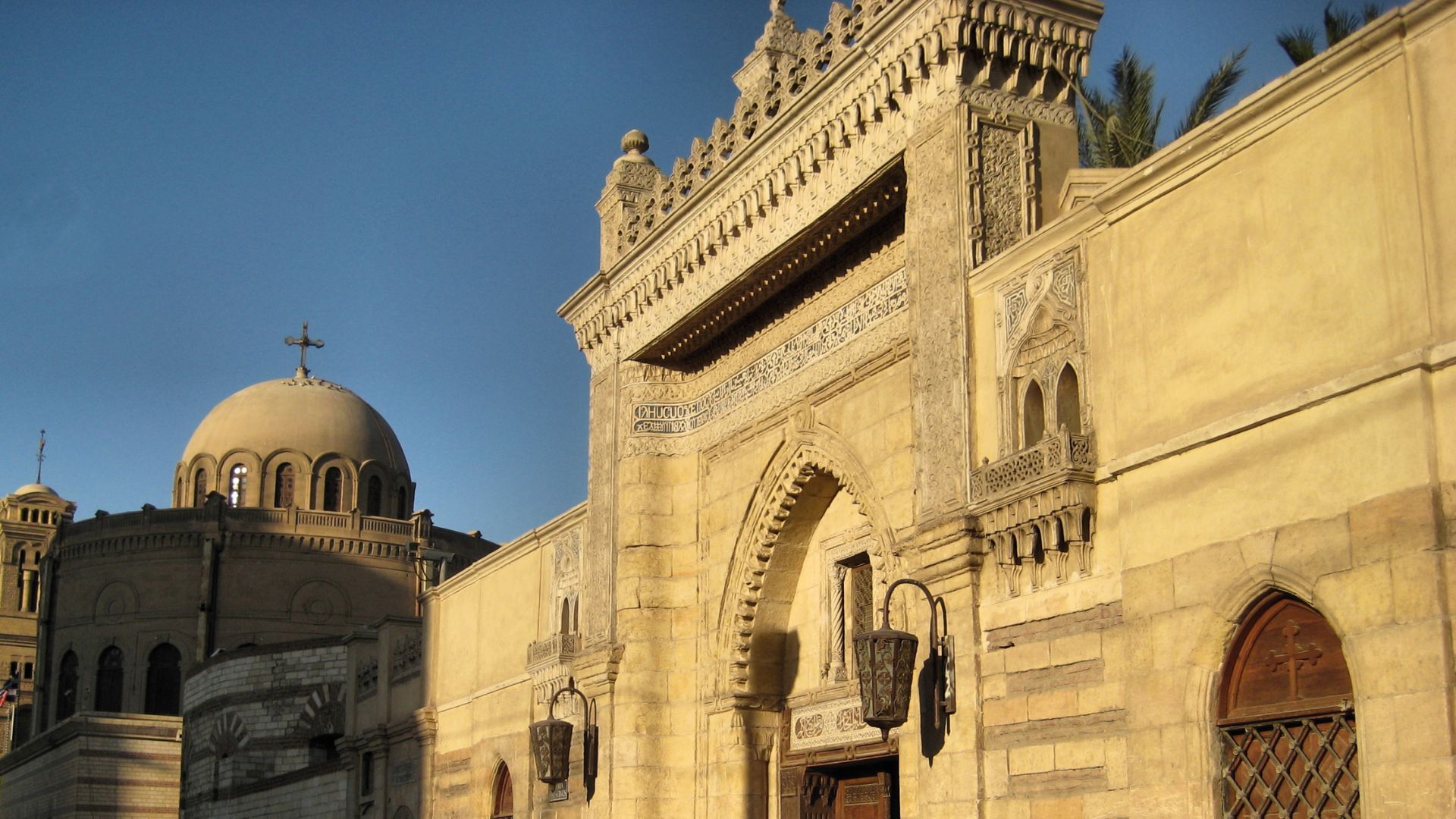 Cairo Attractions: Famous Monuments, Museums, And Markets To Explore