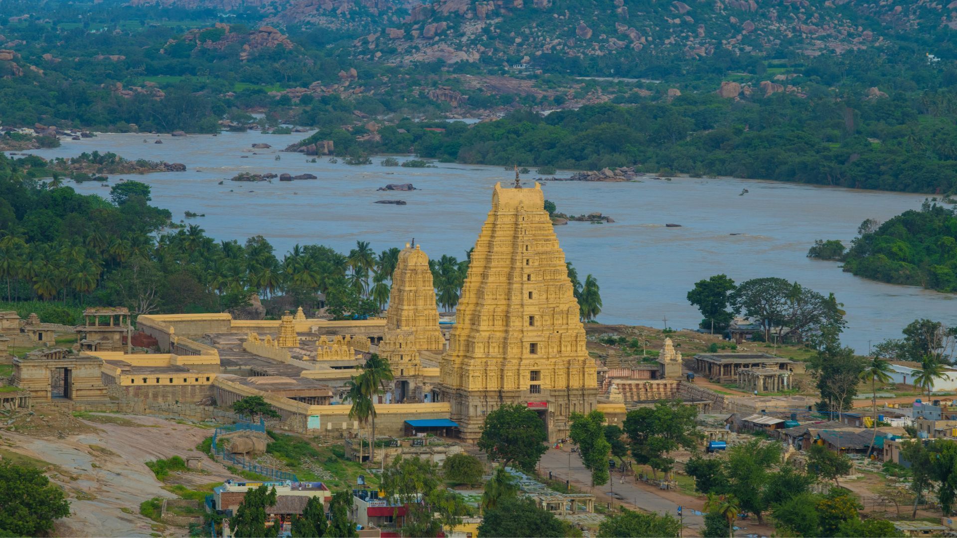 A Road Trip To Explore The UNESCO World Heritage Sites Of Karnataka