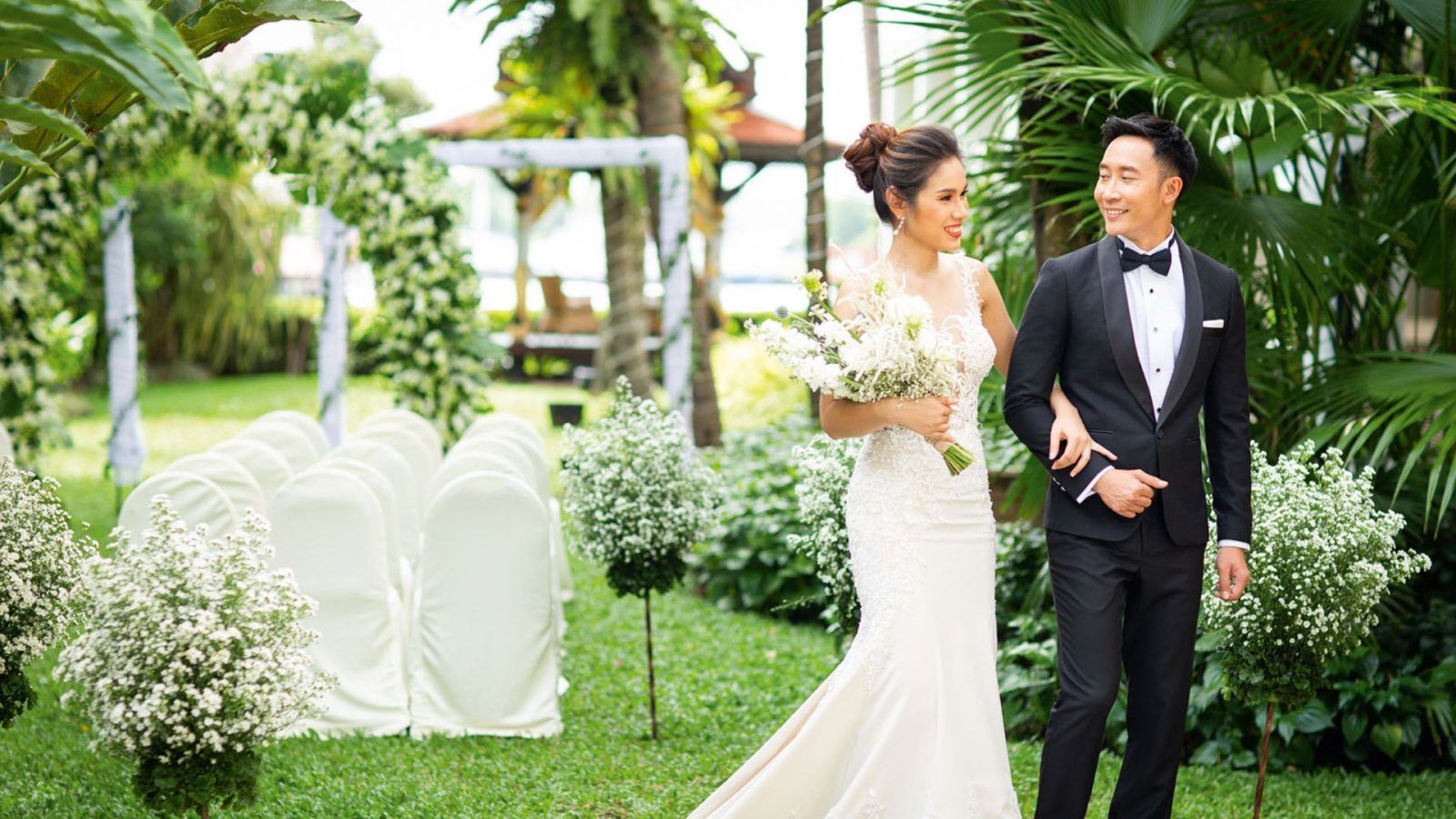 Dream Island Wedding In Thailand At Anantara Riverside Bangkok Resort