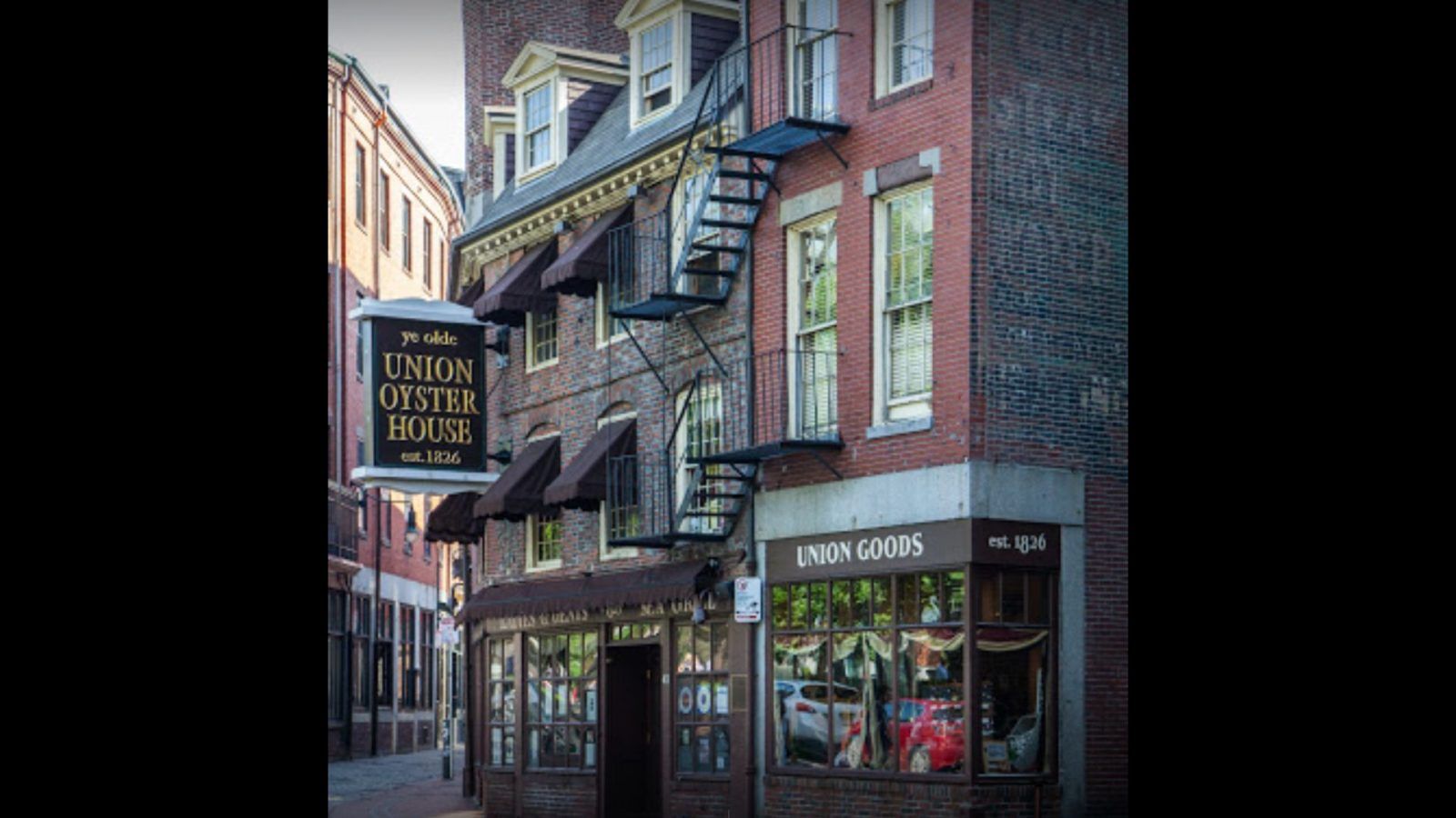 10 Oldest Restaurants In The World Where You Can Still Dine Out