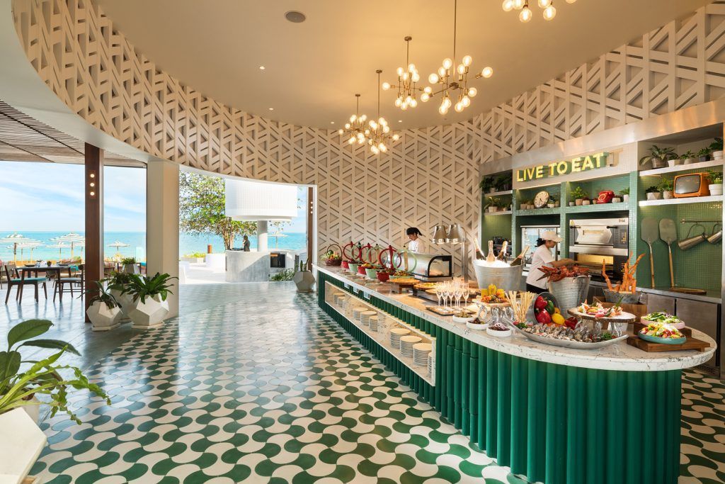 Sin and Be SEEN in Samui: Avani Chaweng Samui Hotel & Beach Club