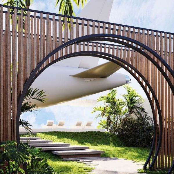 Boeing 787 Dreamliner Lands In Antarctica's Blue Ice Runway