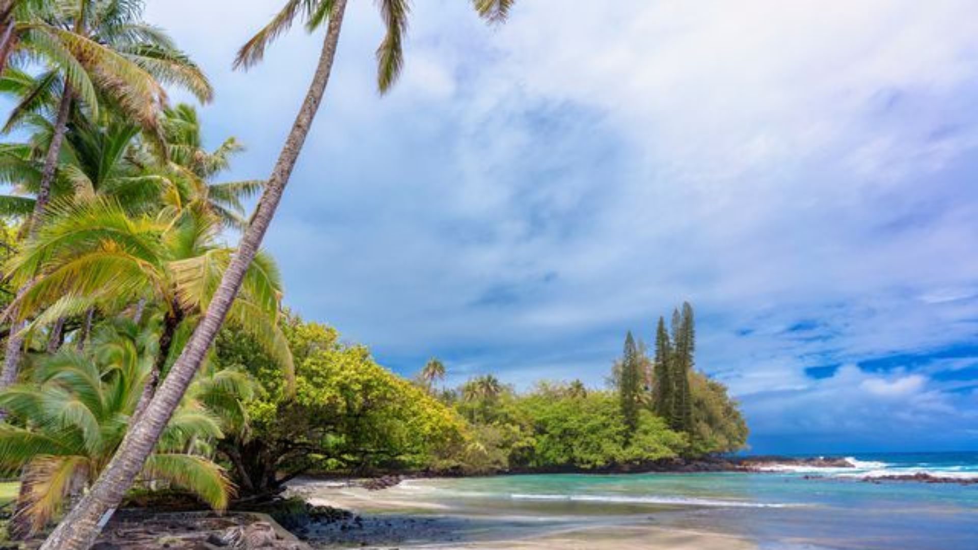 The Best Beaches In Kauai For Sunsets, Snorkelling, And Swimming