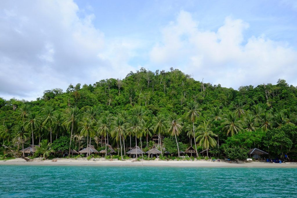 Discover the Unexplored Philippines’ Tropical Island Paradise of MIMAROPA
