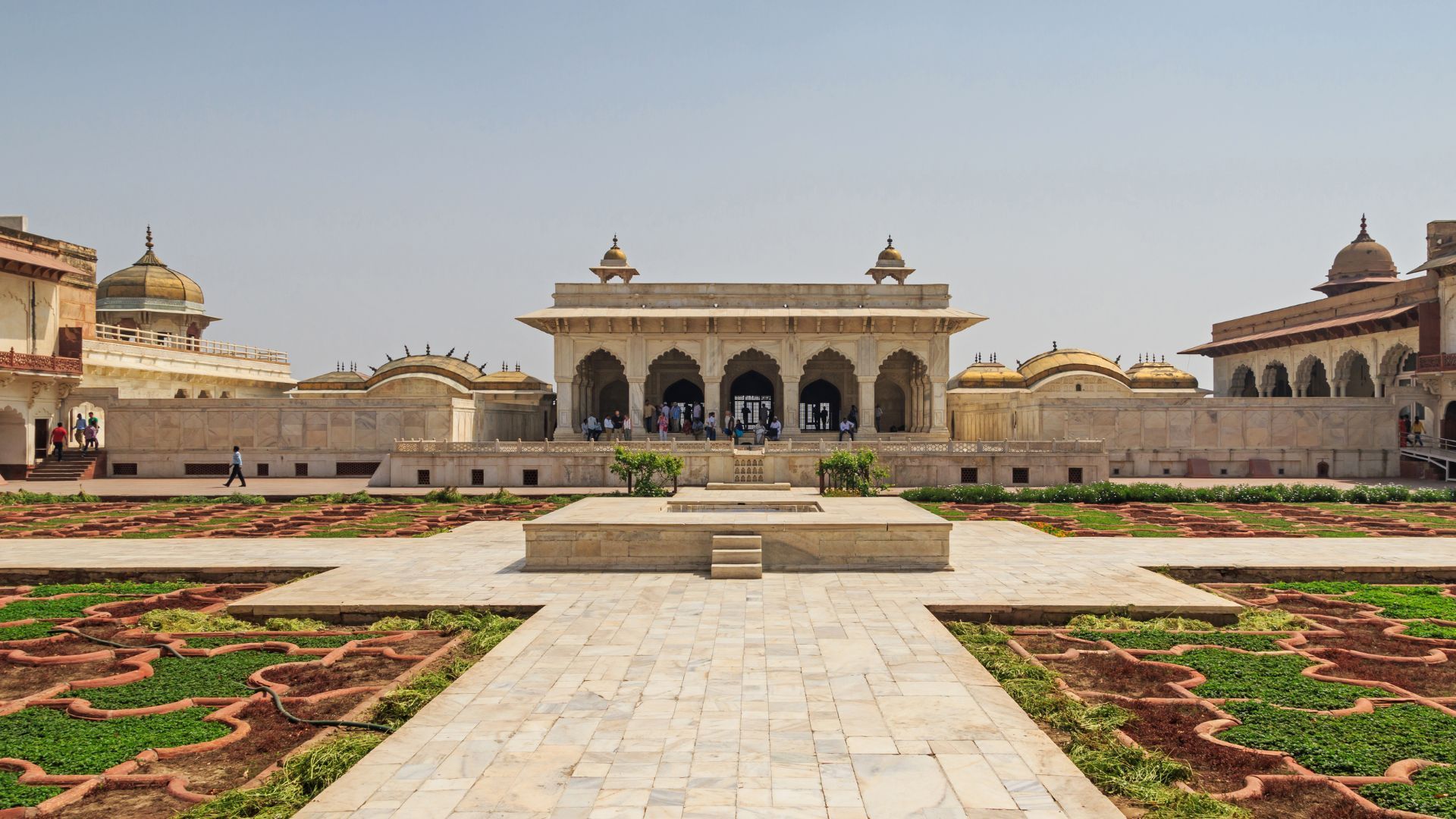 Discover India's Biggest Forts: Historical Marvels Worth Visiting