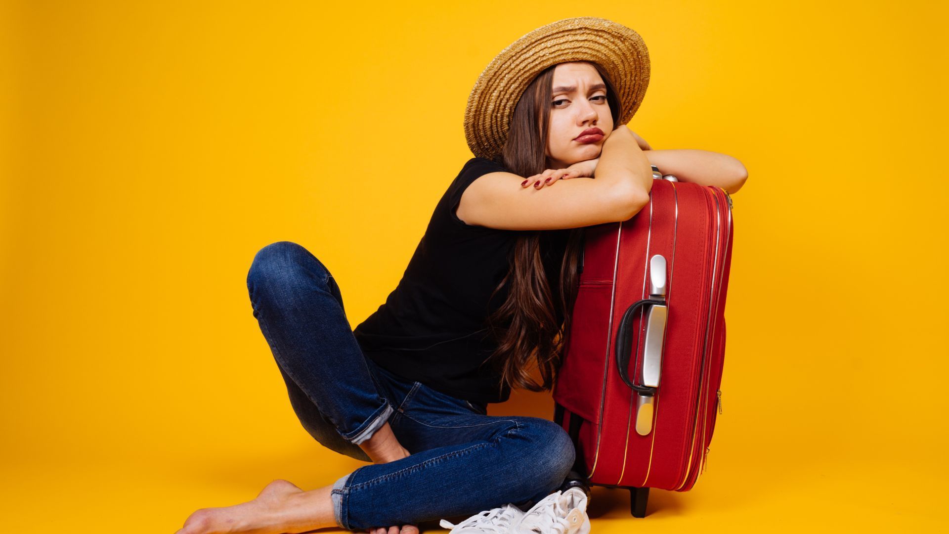 10 Major Travel Partner 'Red Flags' To Check (& Avoid) On A Journey 2024