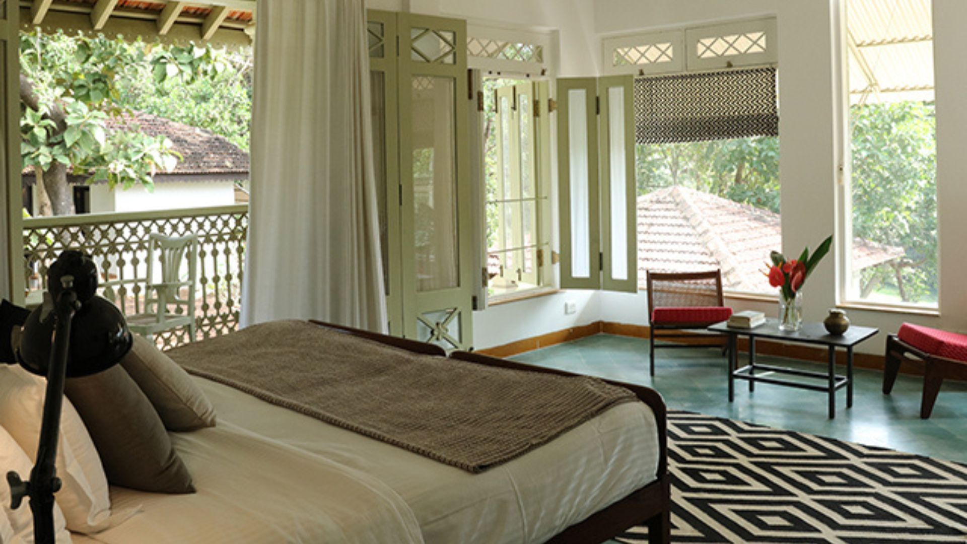 Guide To Old Goa Attractions (Restaurants, Hotels, Churches & More) 2024