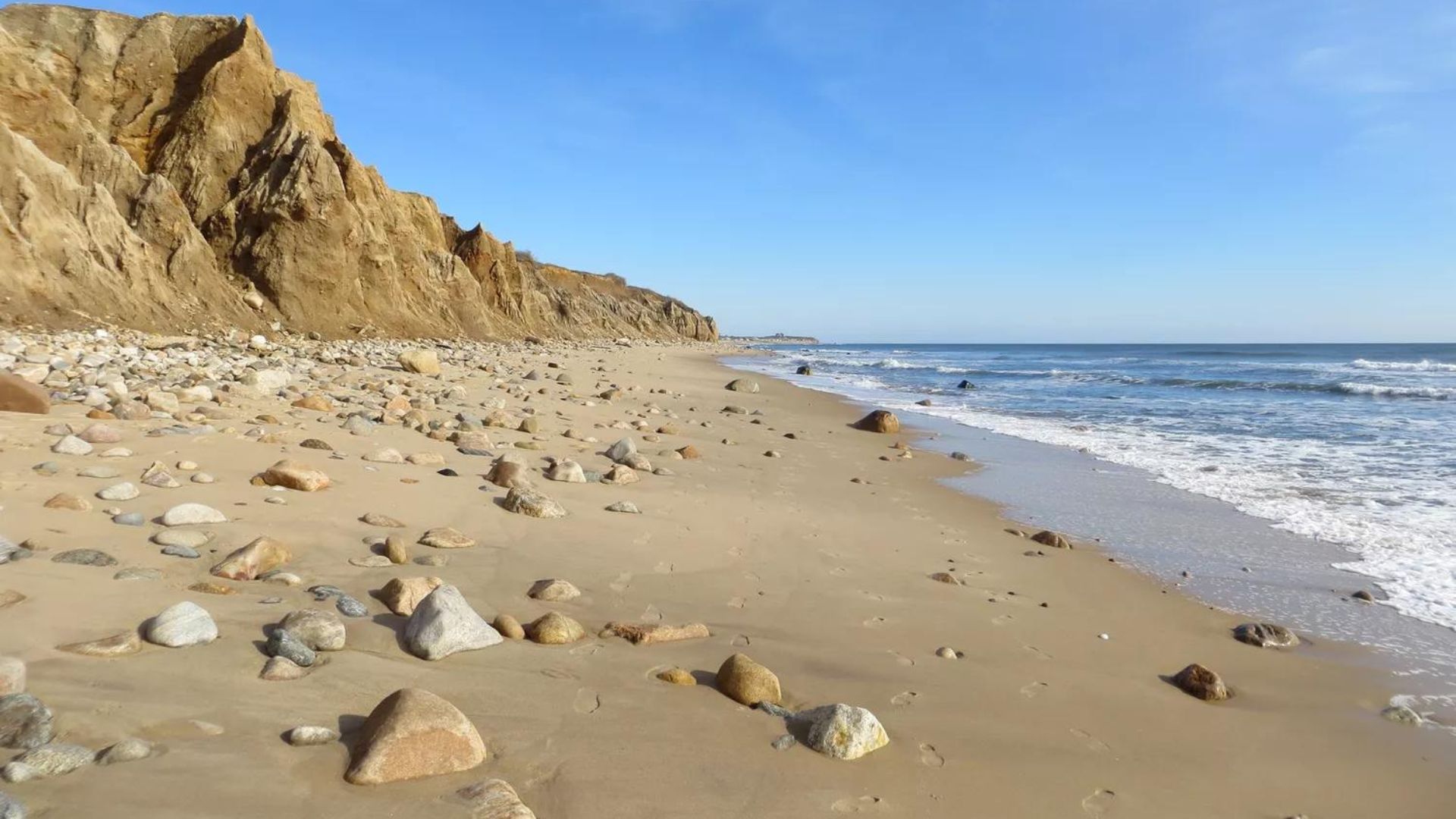 How To Plan A Perfect Trip To New York's Hamptons In Any Season