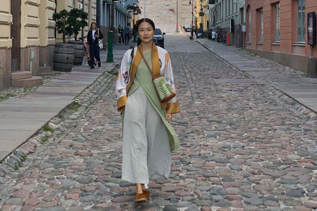 Why the Earlymoon Trend for Nearly Newlyweds Has Us Saying ‘I Do’