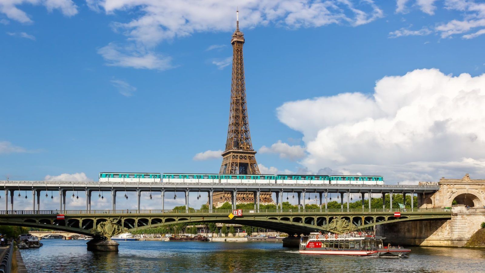 Public Transport In Paris: Your Handy Guide To Exploring The City Of ...