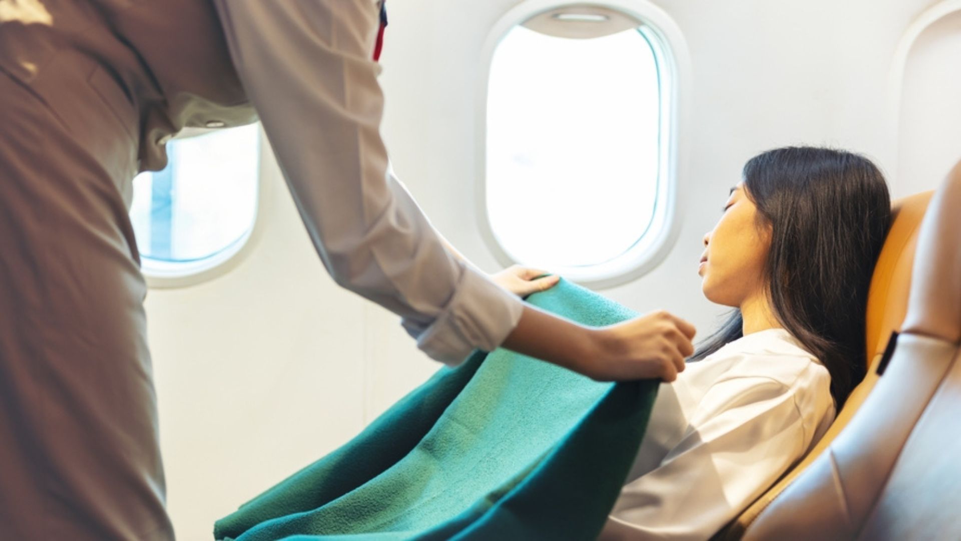 Flight Turbulence: These Are The Most Turbulent Flight Routes In The ...