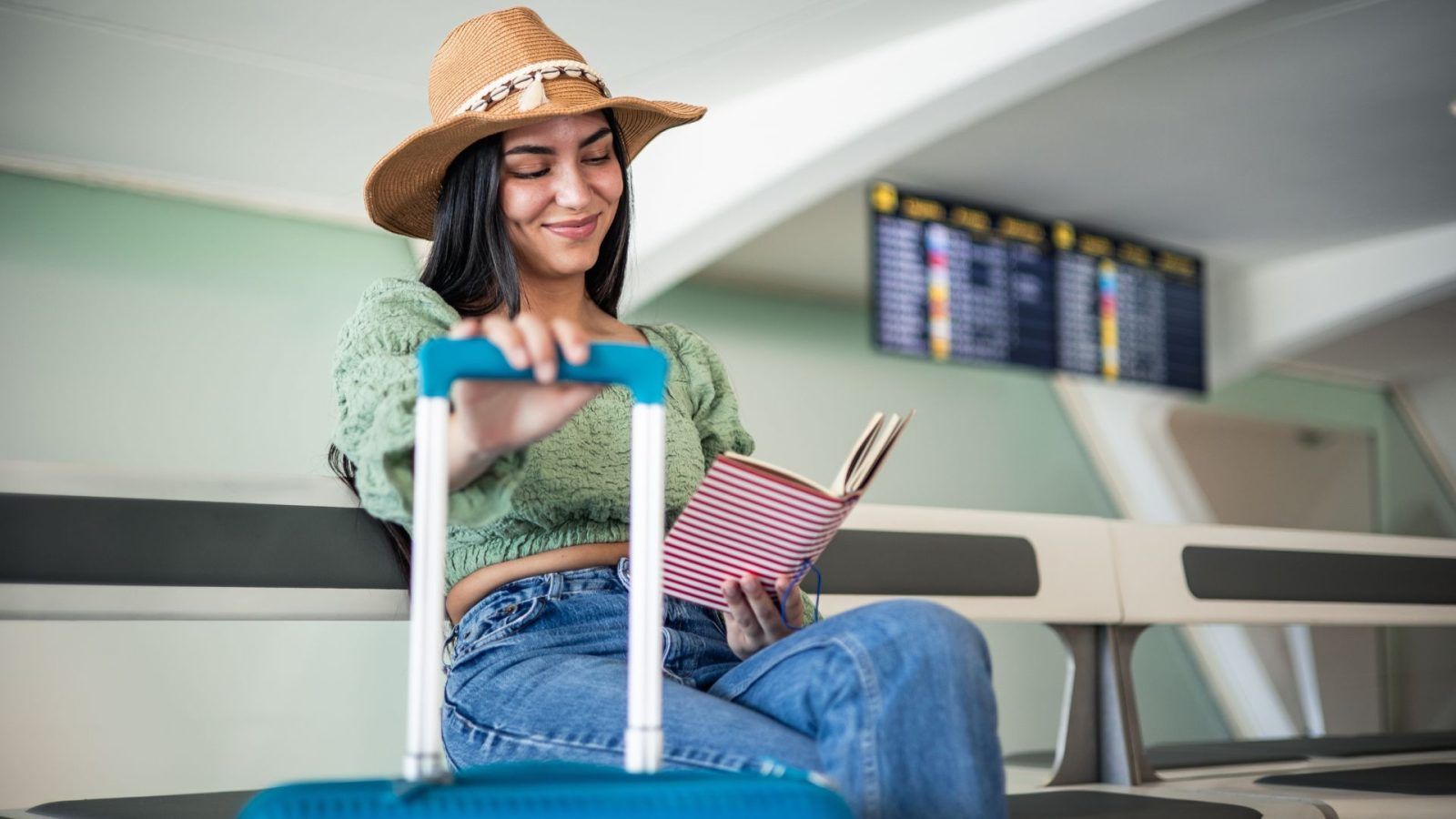 Fiction, Sci-fi & Romance: Best Books For Airplane Reading On Long-Haul ...