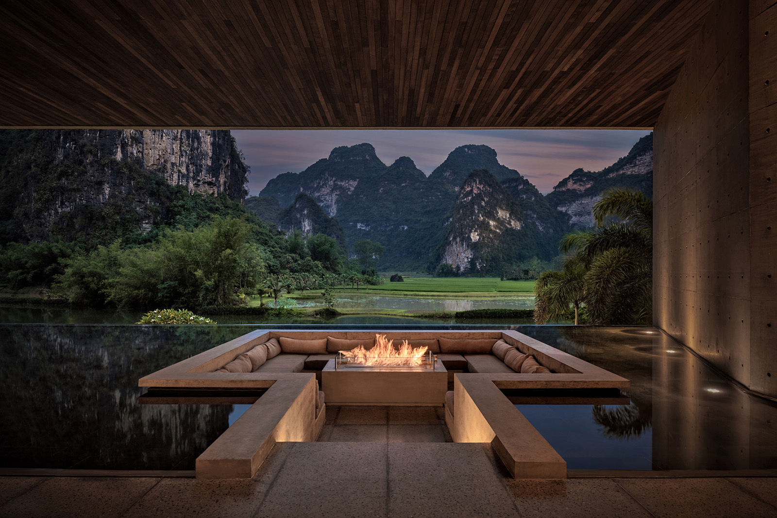 Where to Enjoy Million-Dollar Views in China’s Rural Borderlands